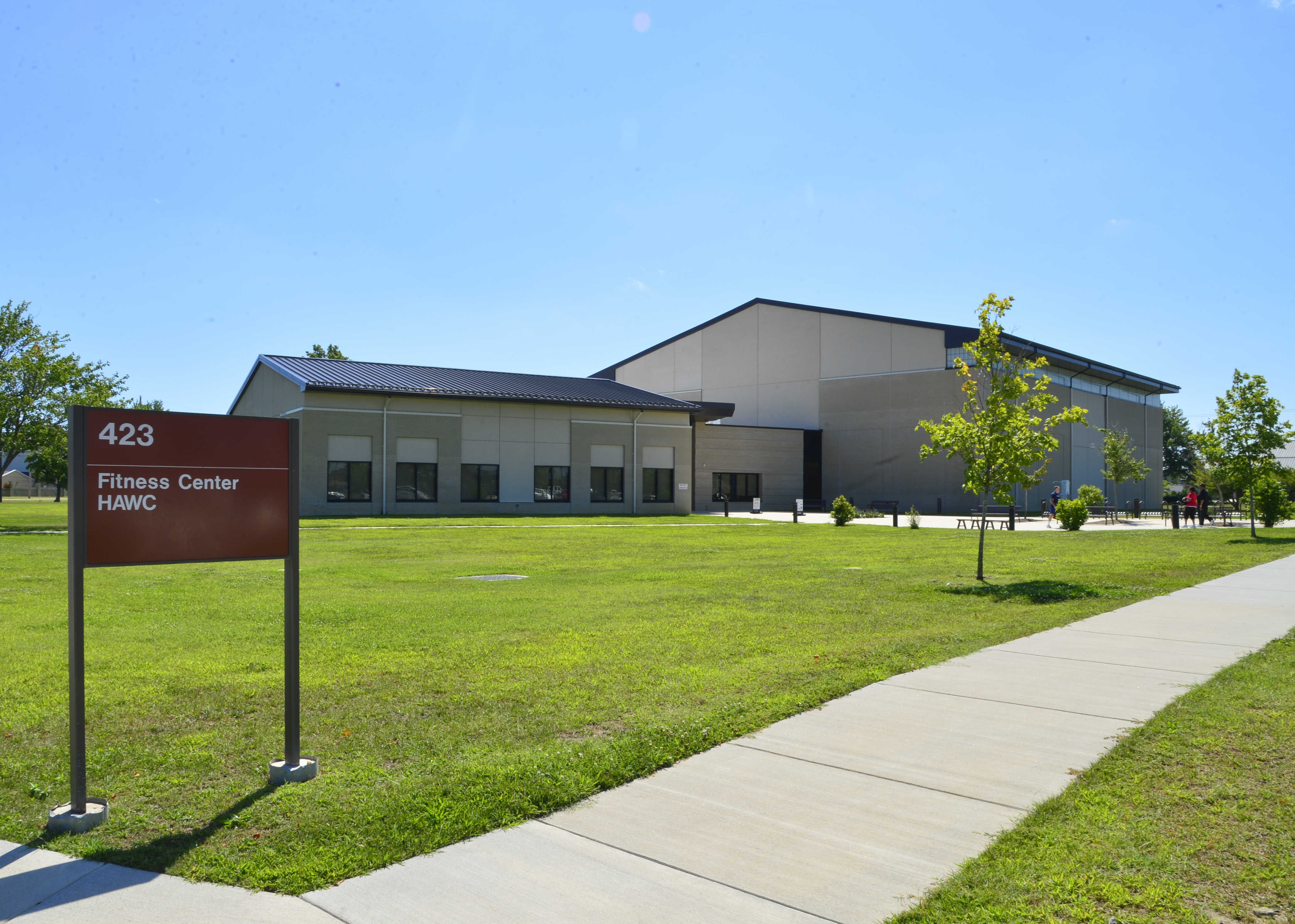 Fitness Center opens its doors to the community > Dover Air Force Base ...