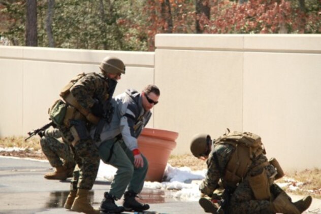 When the Marines Show Up at a U.S. Consulate > Marine Corps Embassy ...