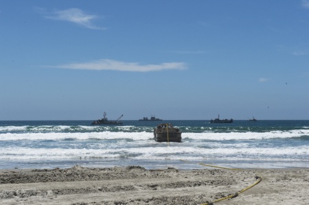 Marines and Sailors team up to conduct Beach Terminating Unit training ...