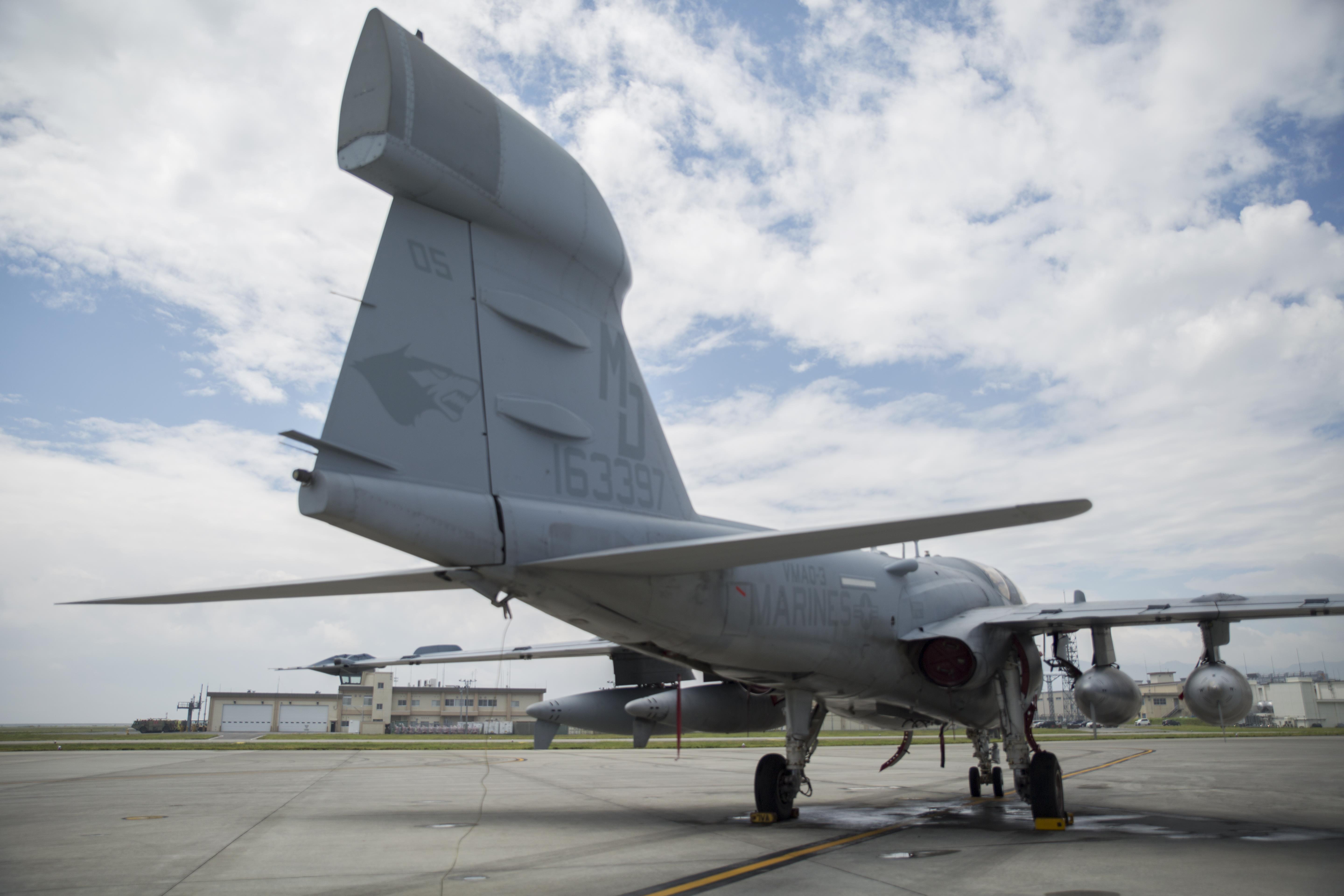 Moon Dogs arrive aboard Iwakuni air station