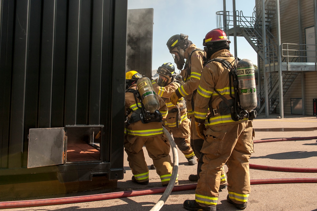 Cheyenne Mountain firefighters conduct flashover fire training ...