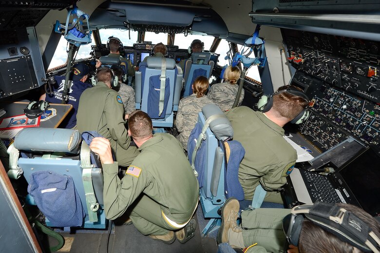 Snapshot: Dover incentive flyers get look inside C-5M Super Galaxy ...