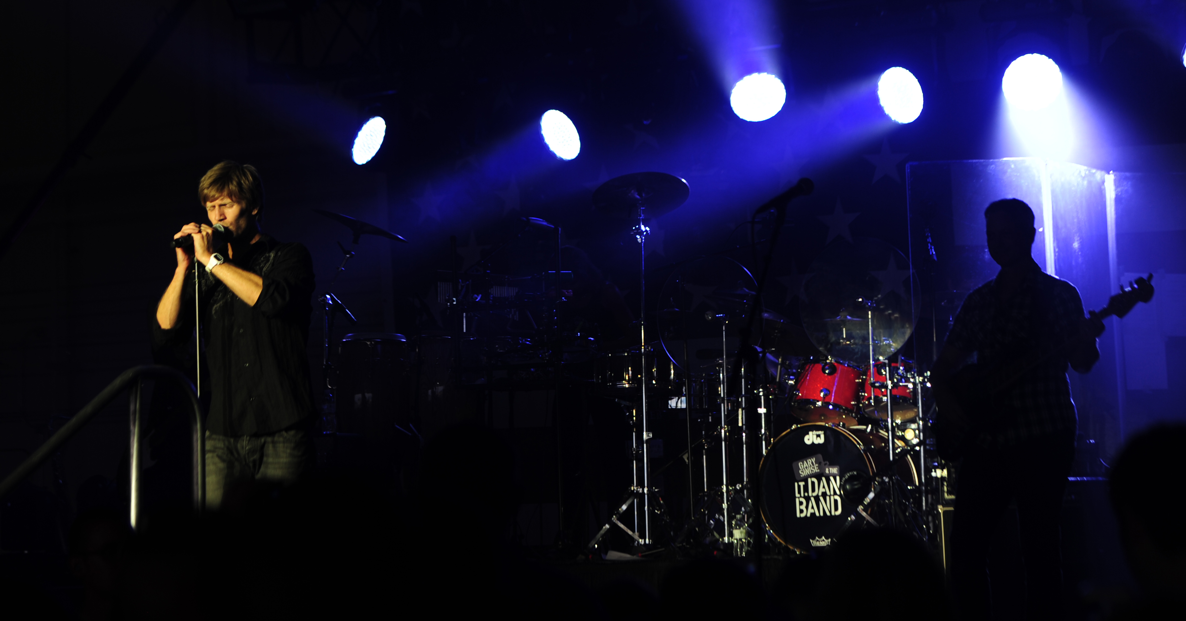 Lt Dan Band Rocks Out Whiteman Whiteman Air Force Base News