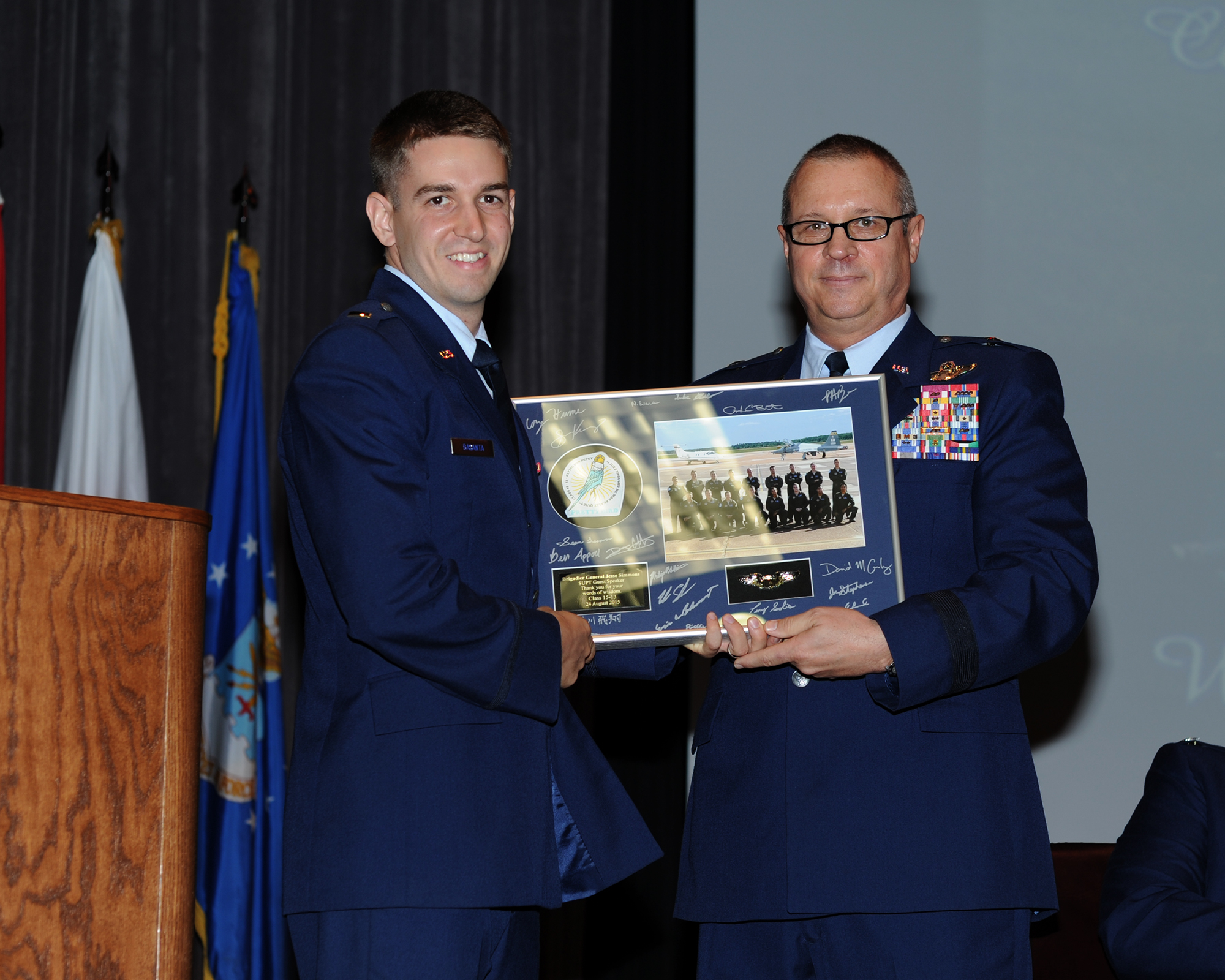 Simmons encourages new aviators > Columbus Air Force Base > Article Display