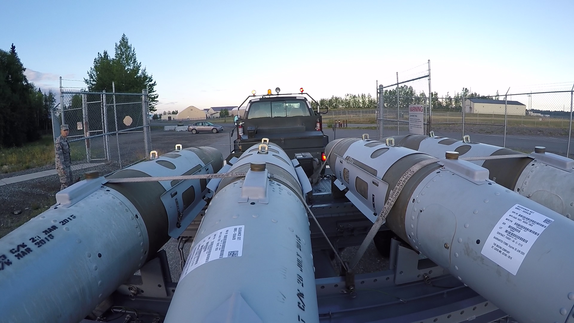 Reserve pilots drop JDAMs from upgraded F-22s > Joint Base Elmendorf ...