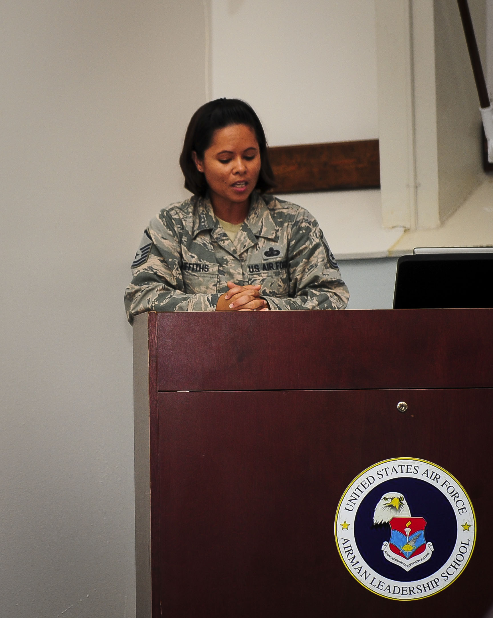 New ALS classroom makes room for 28 students > Hurlburt Field > Article ...