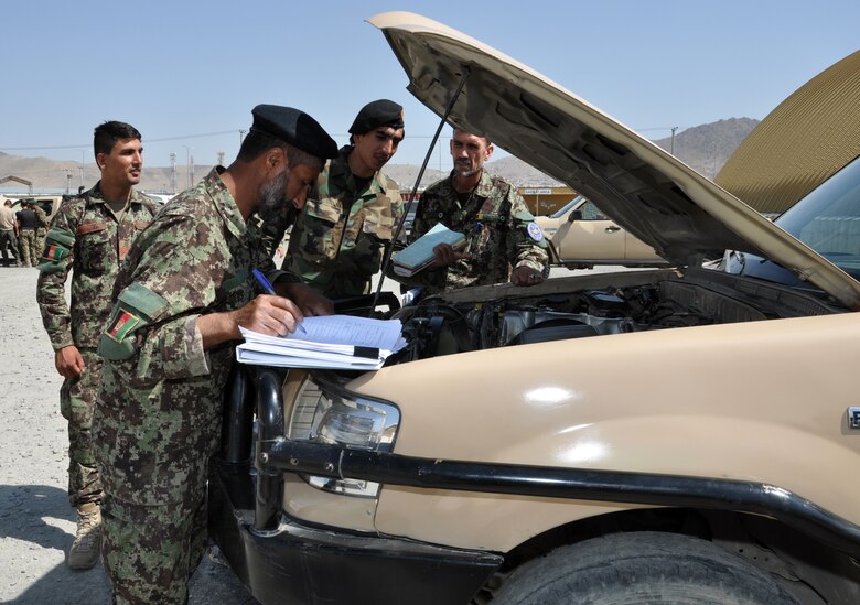 Afghan Air Force trains to develop vehicle maintenance master ...