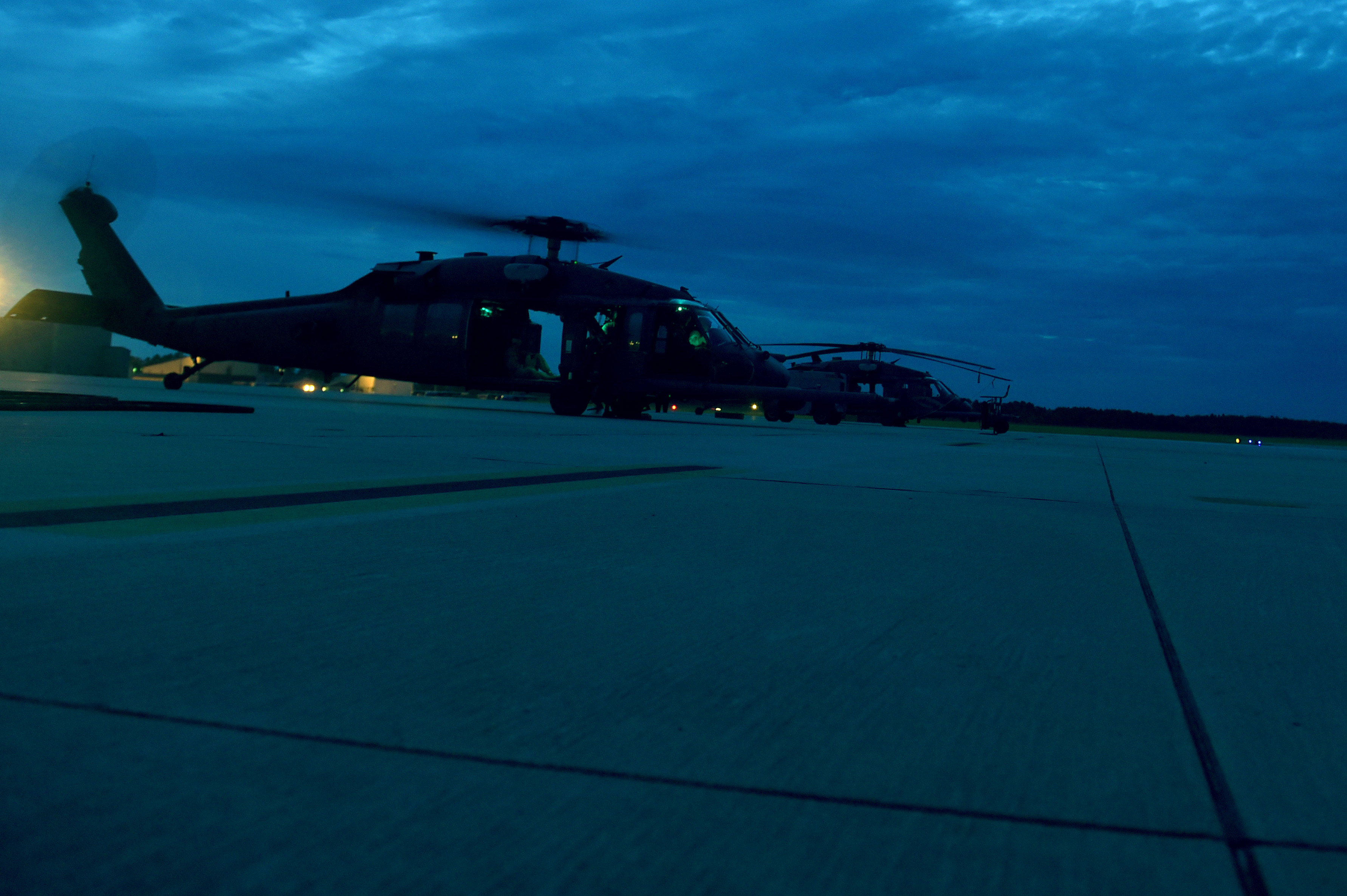 Crew chiefs keep Pave Hawks 'in check' > Air Combat Command > News