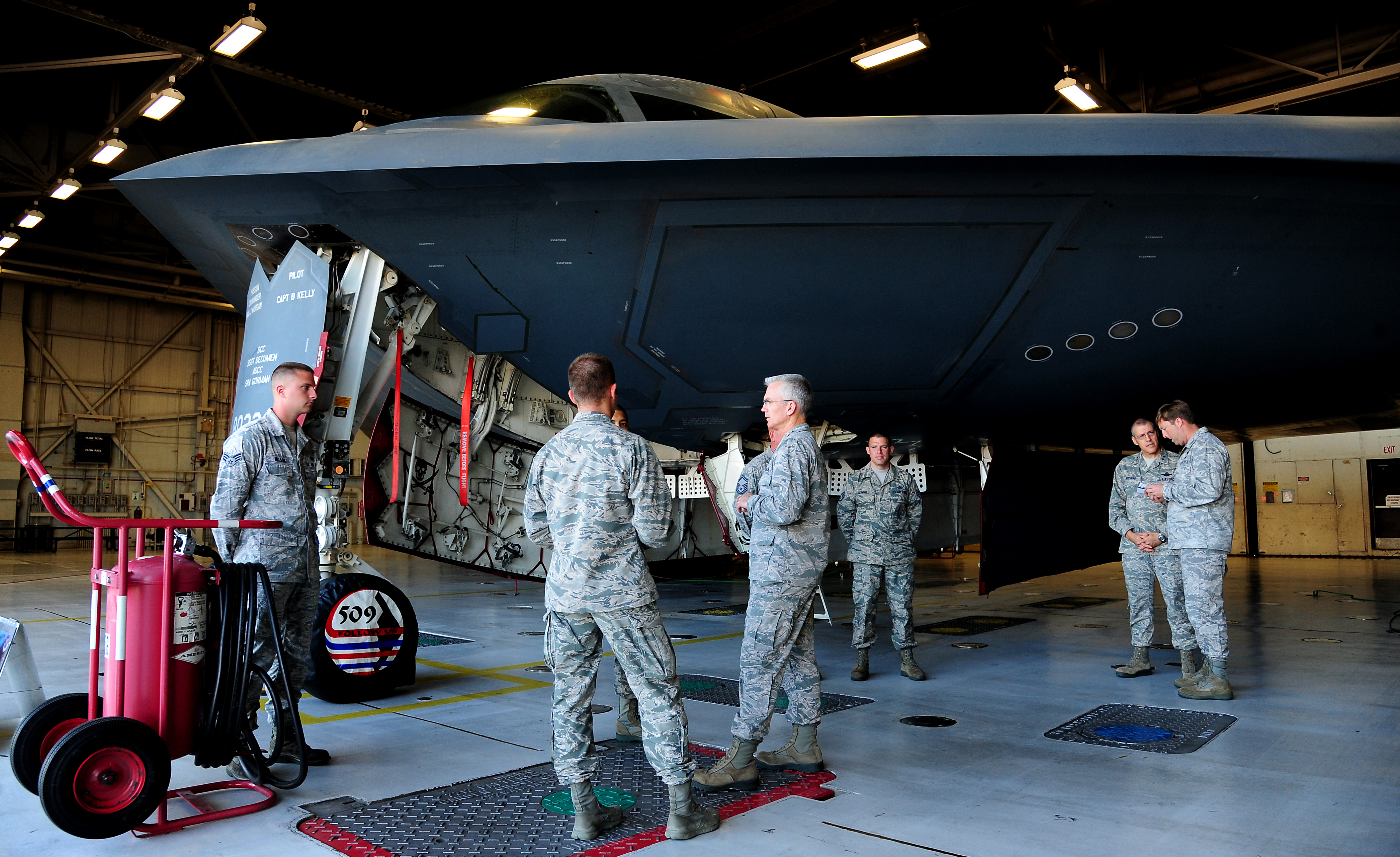 Gen. Paul J. Selva visits Team Whiteman > Whiteman Air Force Base ...