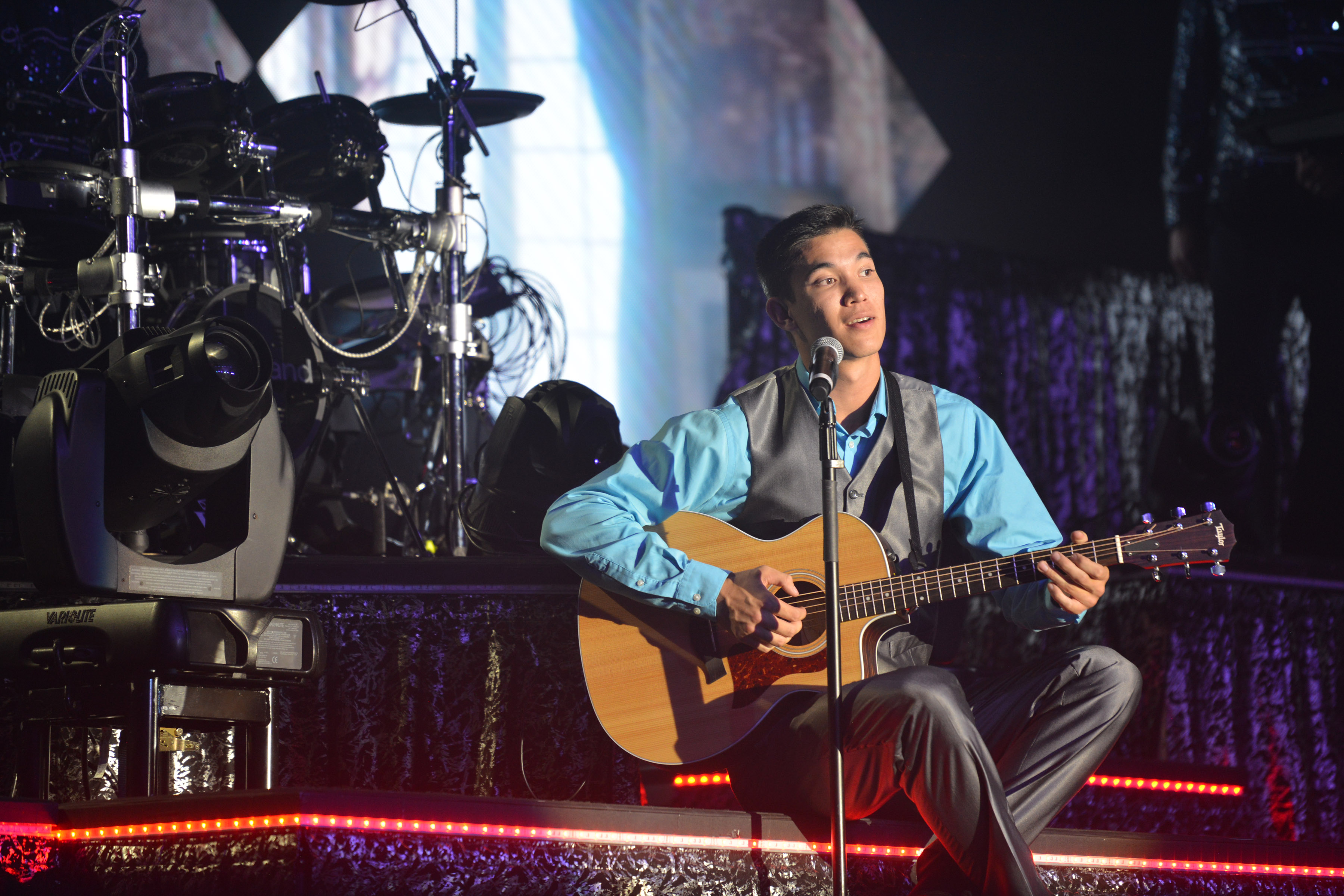 Tops in Blue performance wows Albuquerque crowd > Kirtland Air Force ...