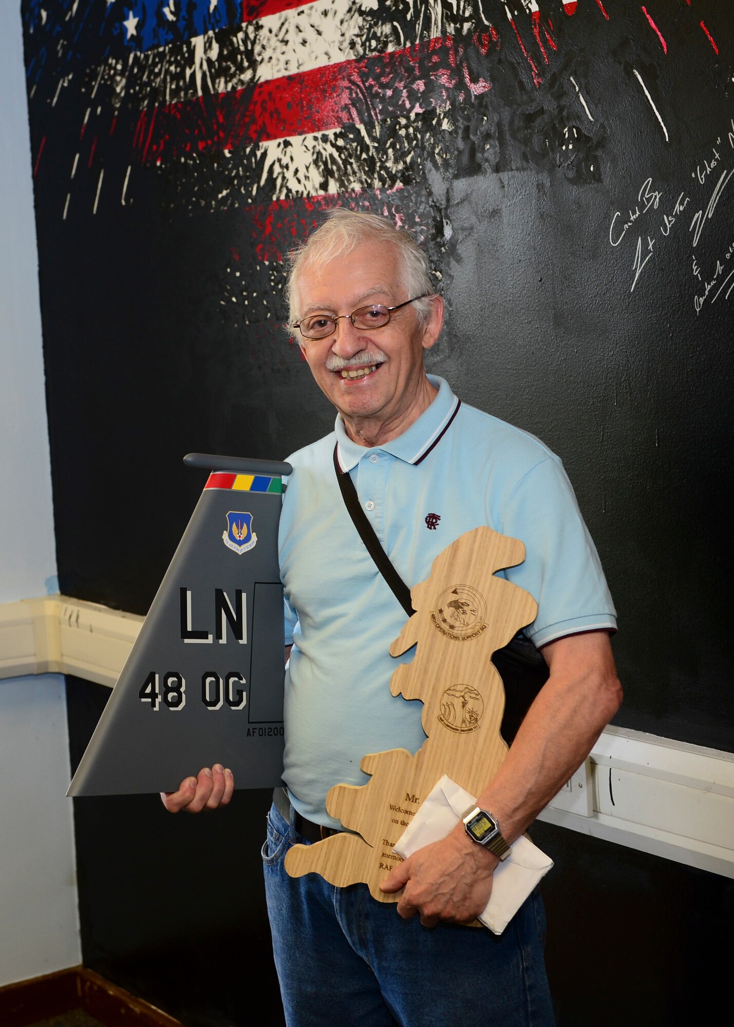 48th OSS blown away with visit from past Airman > Royal Air Force ...