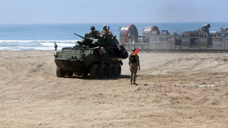 1st Marine Division demonstrates its amphibious capabilities for ...