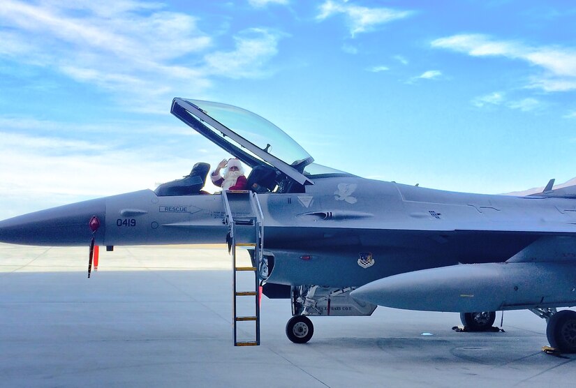 Santa breaks sound barrier to visit 419 FW kids > 419th Fighter Wing > News