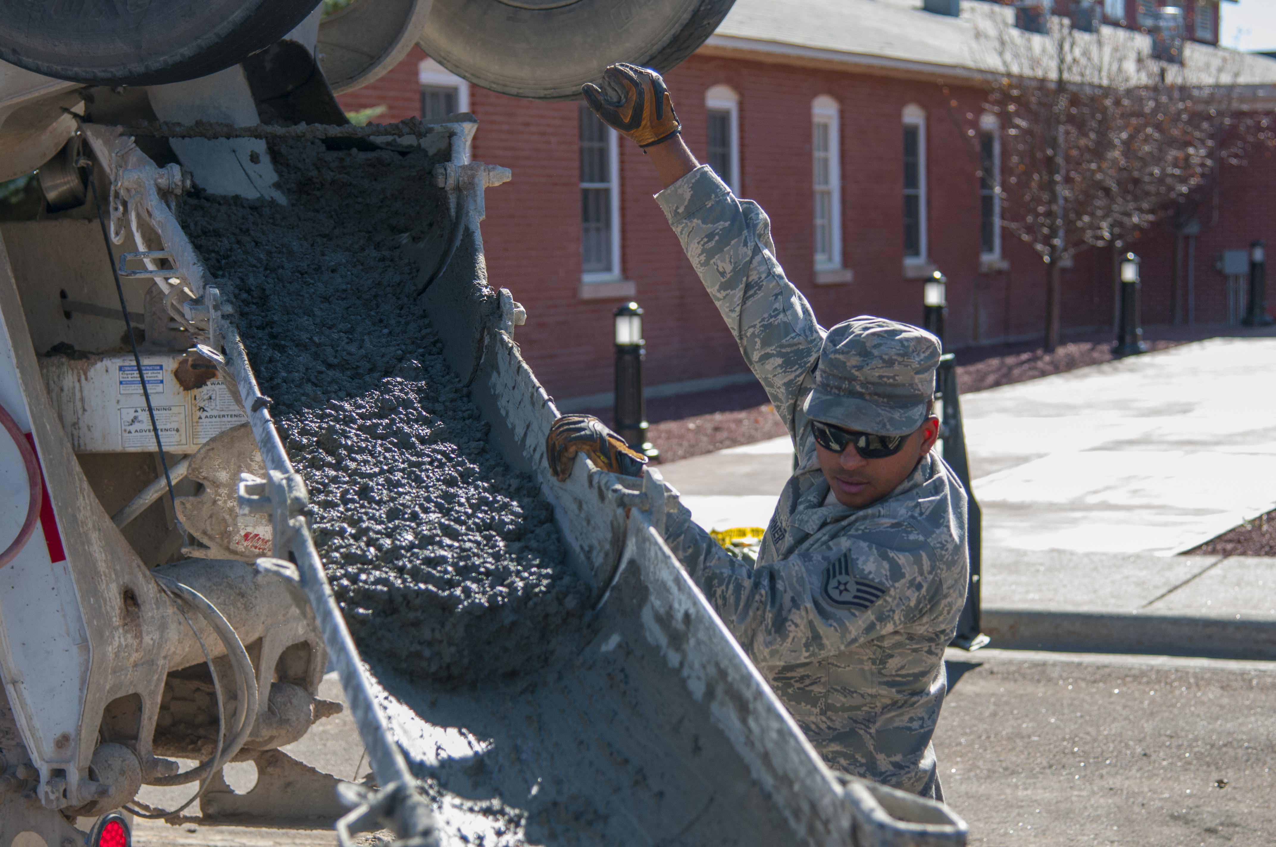 Civil Engineering projects: from beginning to end > F.E. Warren Air ...
