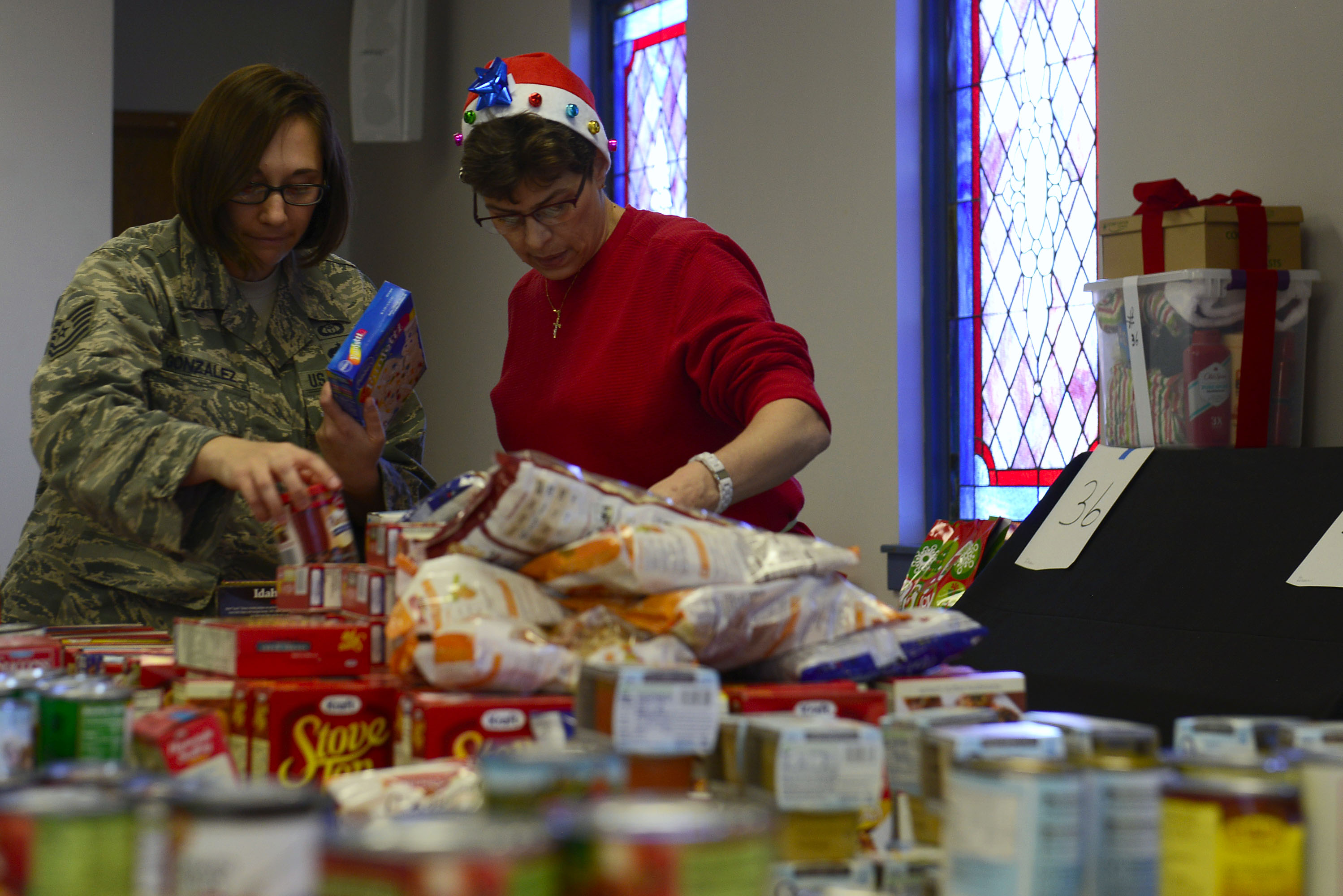 Operation True Giving: Giving to the less fortunate > Shaw Air Force ...