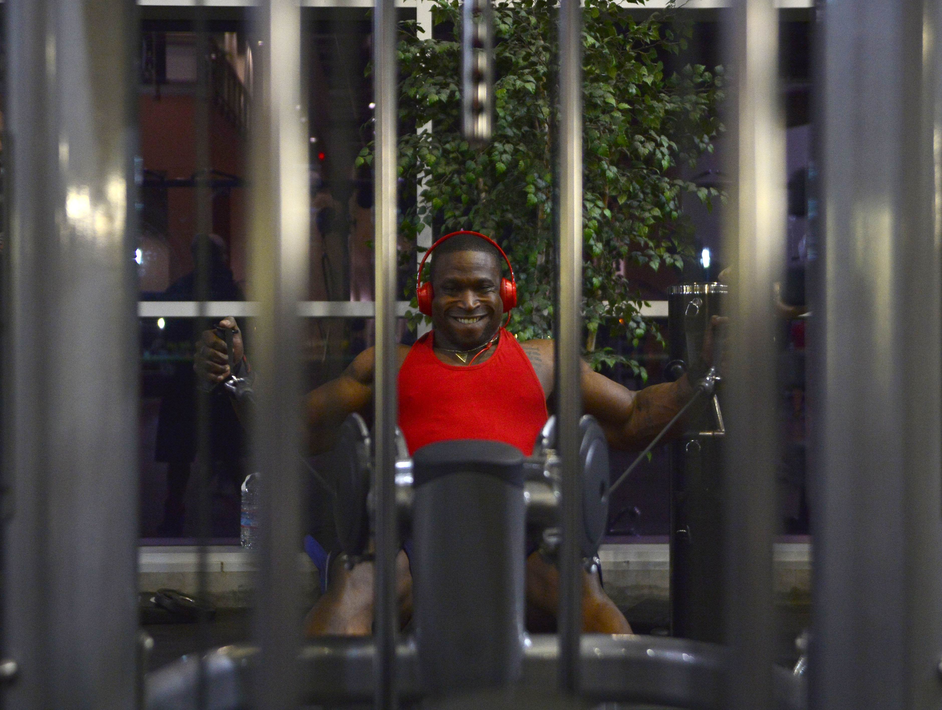 Airman achieves life-long dream of becoming a professional bodybuilder ...