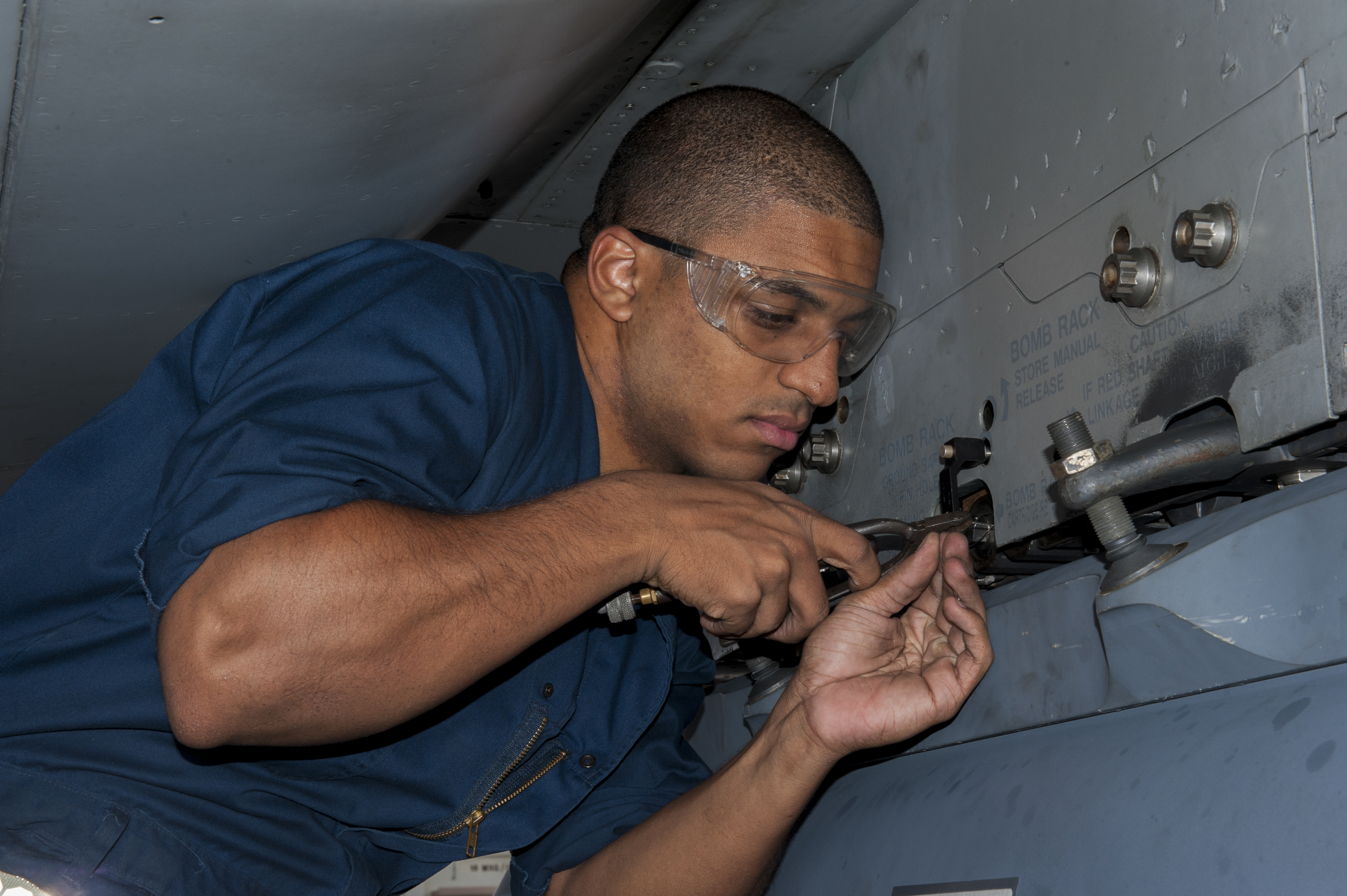 44th AMU keeps their Eagles ready-to-fly > Kadena Air Base > News
