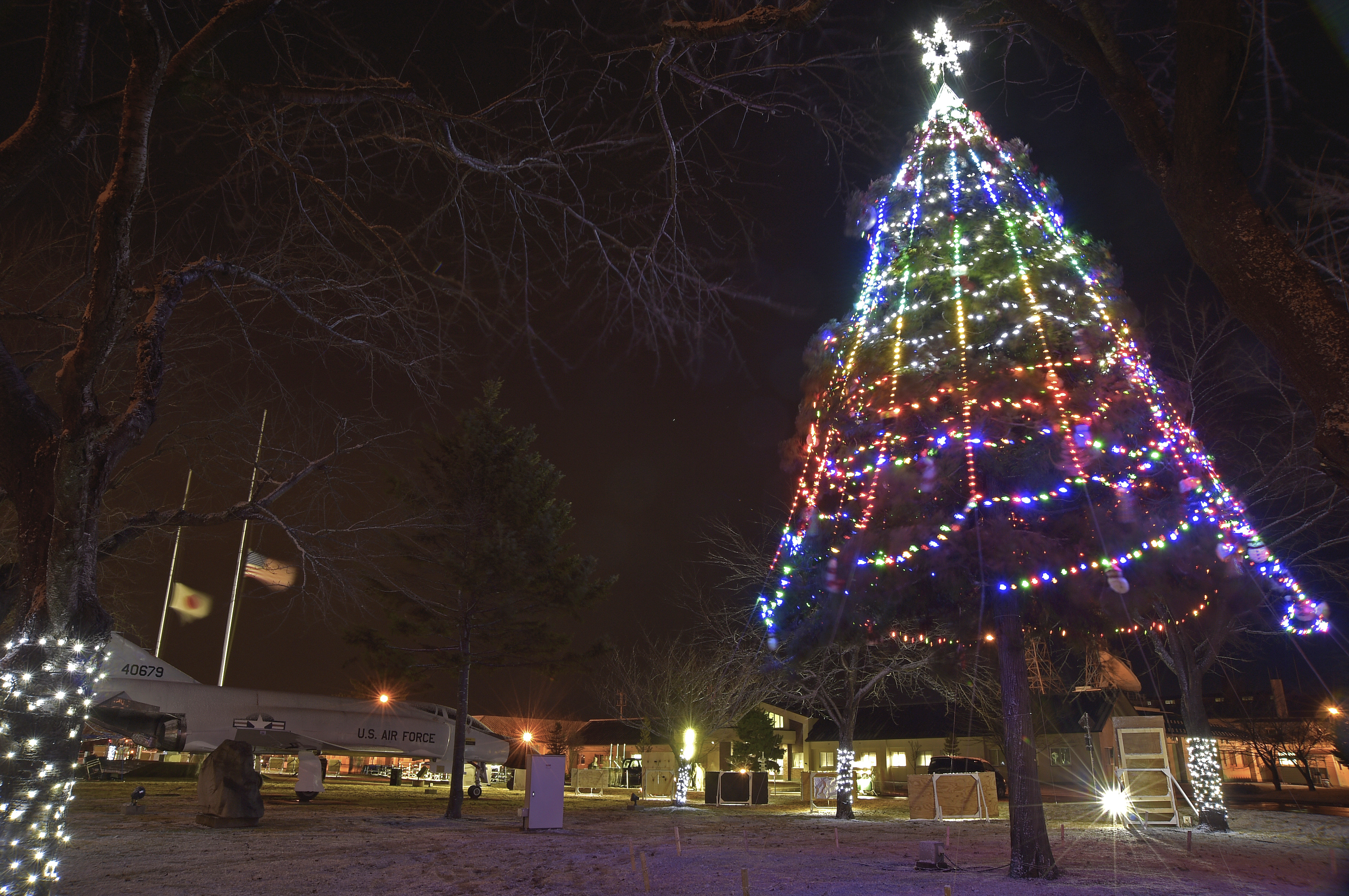 Misawa welcomes winter holiday spirit > Misawa Air Base > Article Display