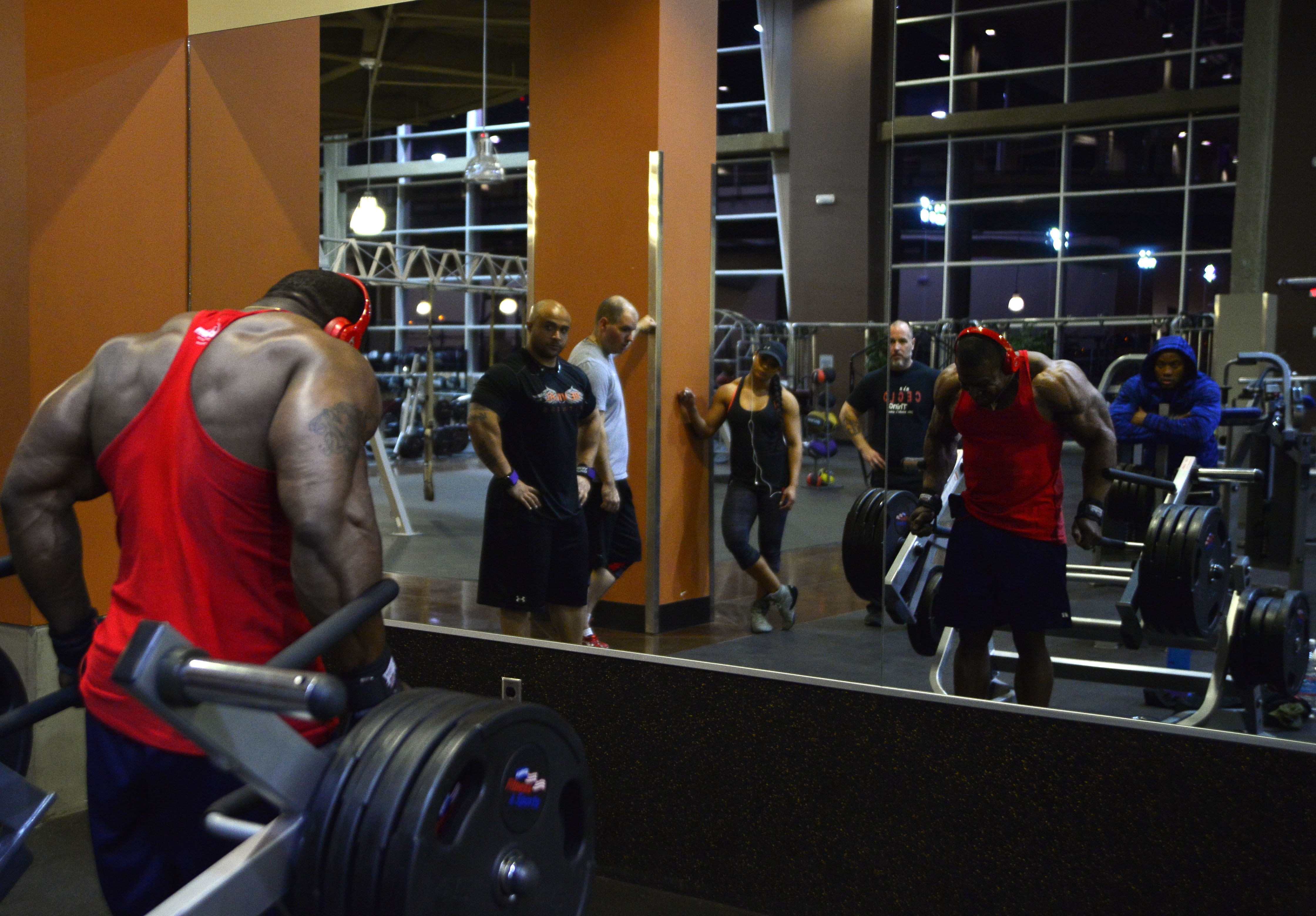 Airman achieves lifelong dream of becoming pro bodybuilder > Air Force ...