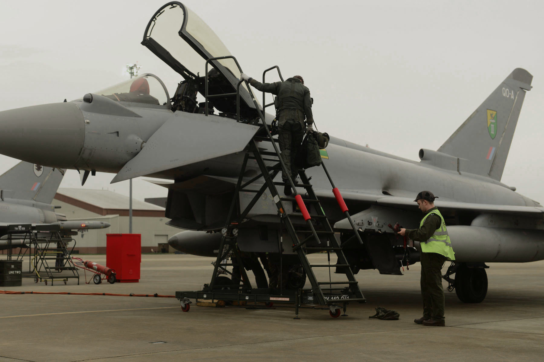 Royal, French air forces arrive for coalition exercise > Joint Base ...
