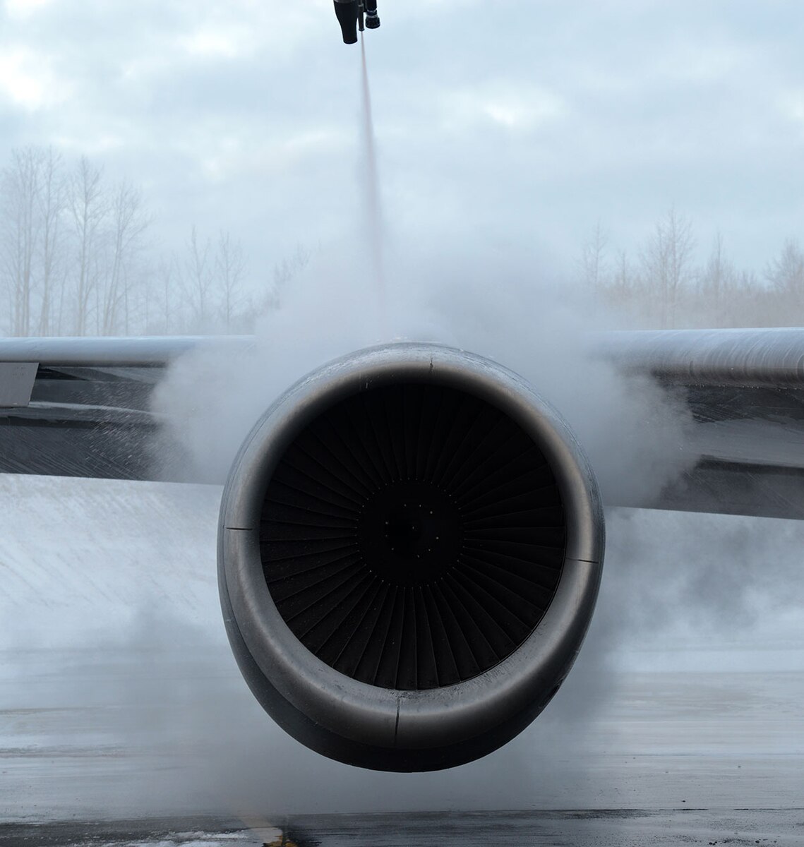 Aircraft with a cold shoulder > Joint Base Elmendorf-Richardson > News