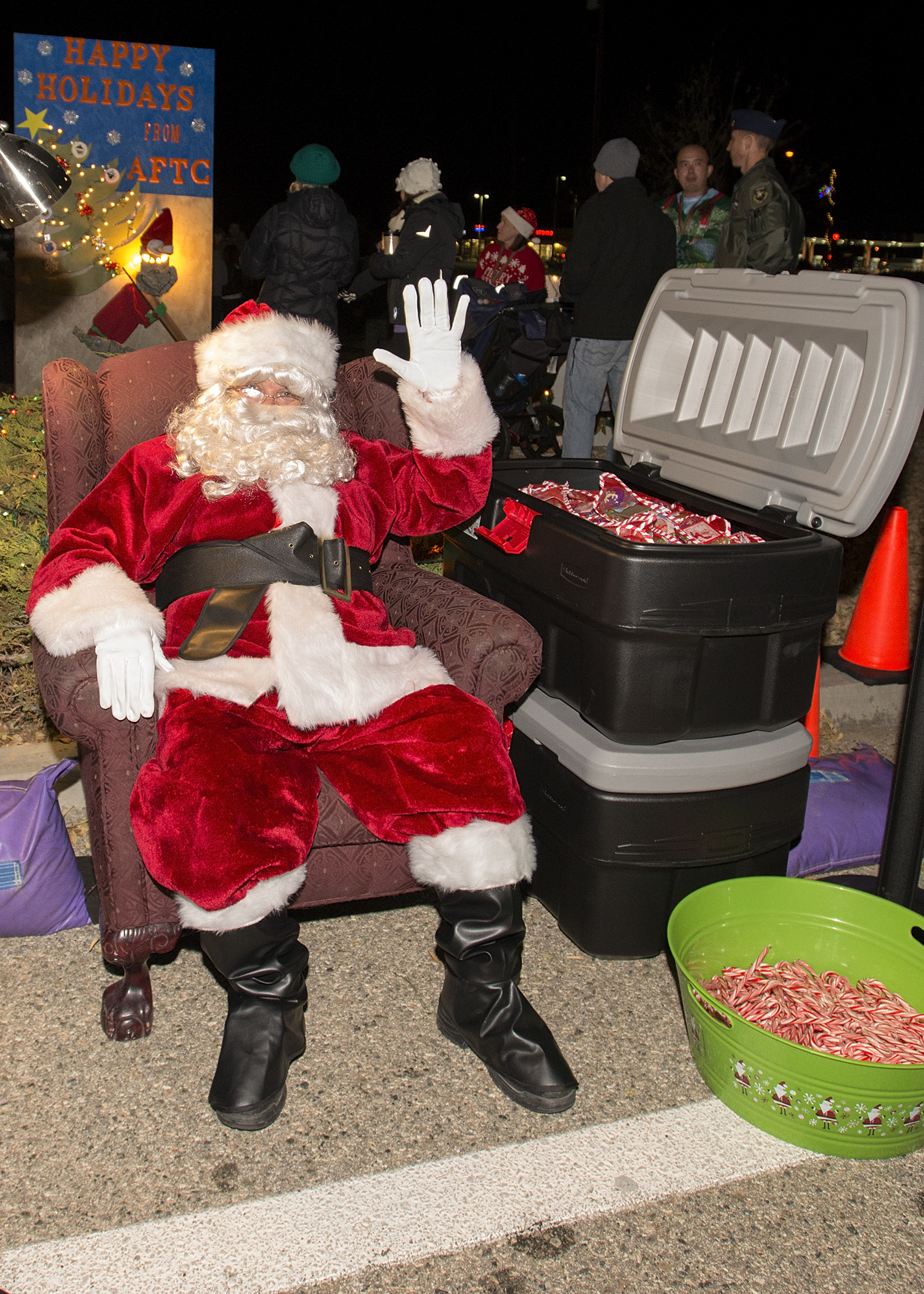 Edwards community in full holiday mode > Edwards Air Force Base ...