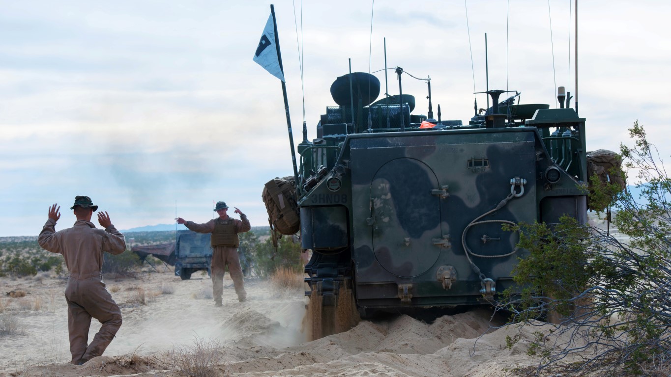 3rd Assault Amphibian Battalion supports 1st Tanks during Exercise ...