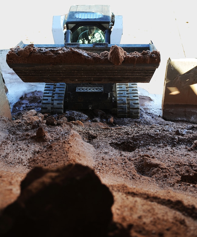 Dirtboyz gear up for the snowfall > Whiteman Air Force Base > News