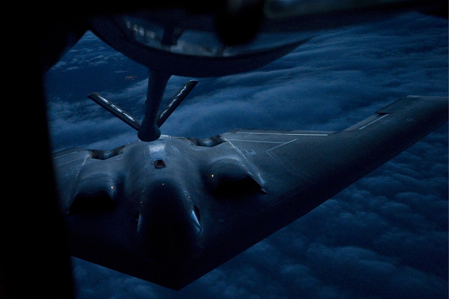 Refueling during in the shadows