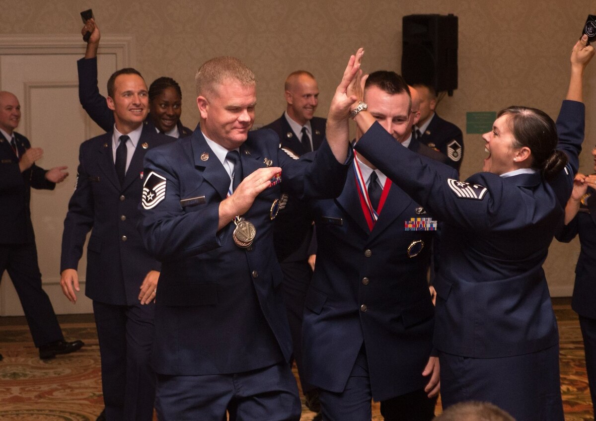 Team Davis-Monthan wins AFRC Recruiting award > Air Force Reserve ...