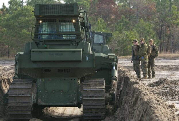 Earth Movers: CLB-6 shapes battlespace for global deployments > II ...