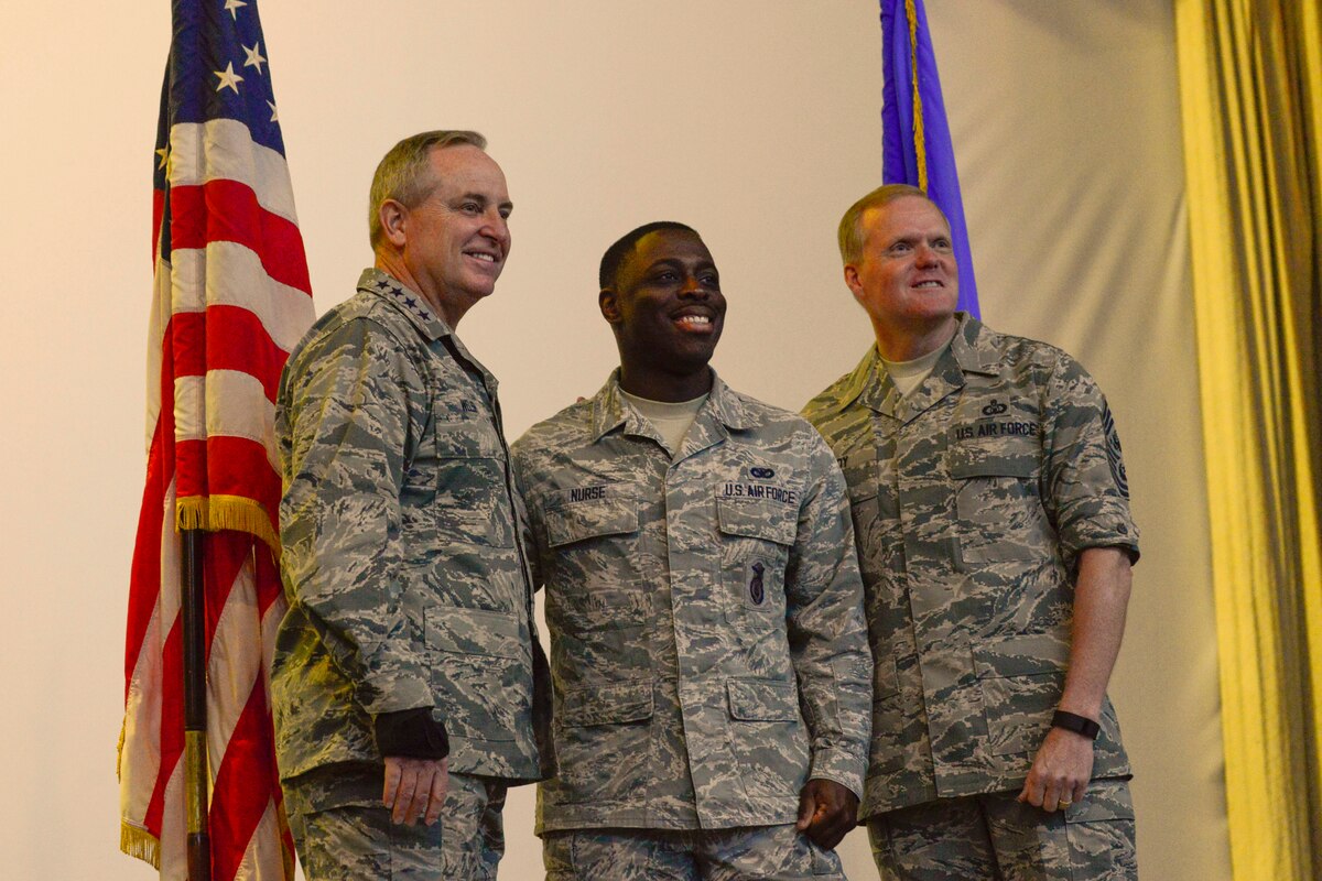 Morón Airmen welcome, engage with senior Air Force leaders > U.S. Air ...