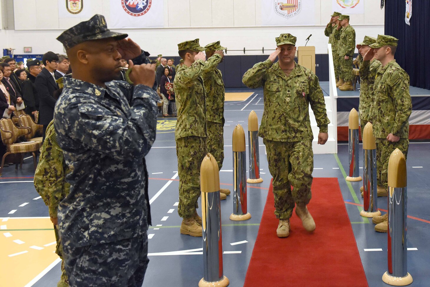 CFAC Retires Commander, Welcomes New CO > United States Navy > News Stories