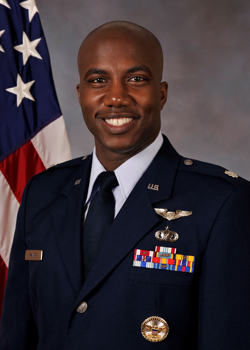 Lt. Col. Anthony Walker is 2016 AFMC Senior Military Scientist/Engineer ...