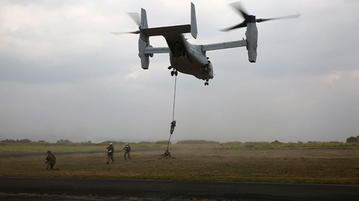 Osprey Offers New Experience for Philippine, U.S. Marines during Fast ...