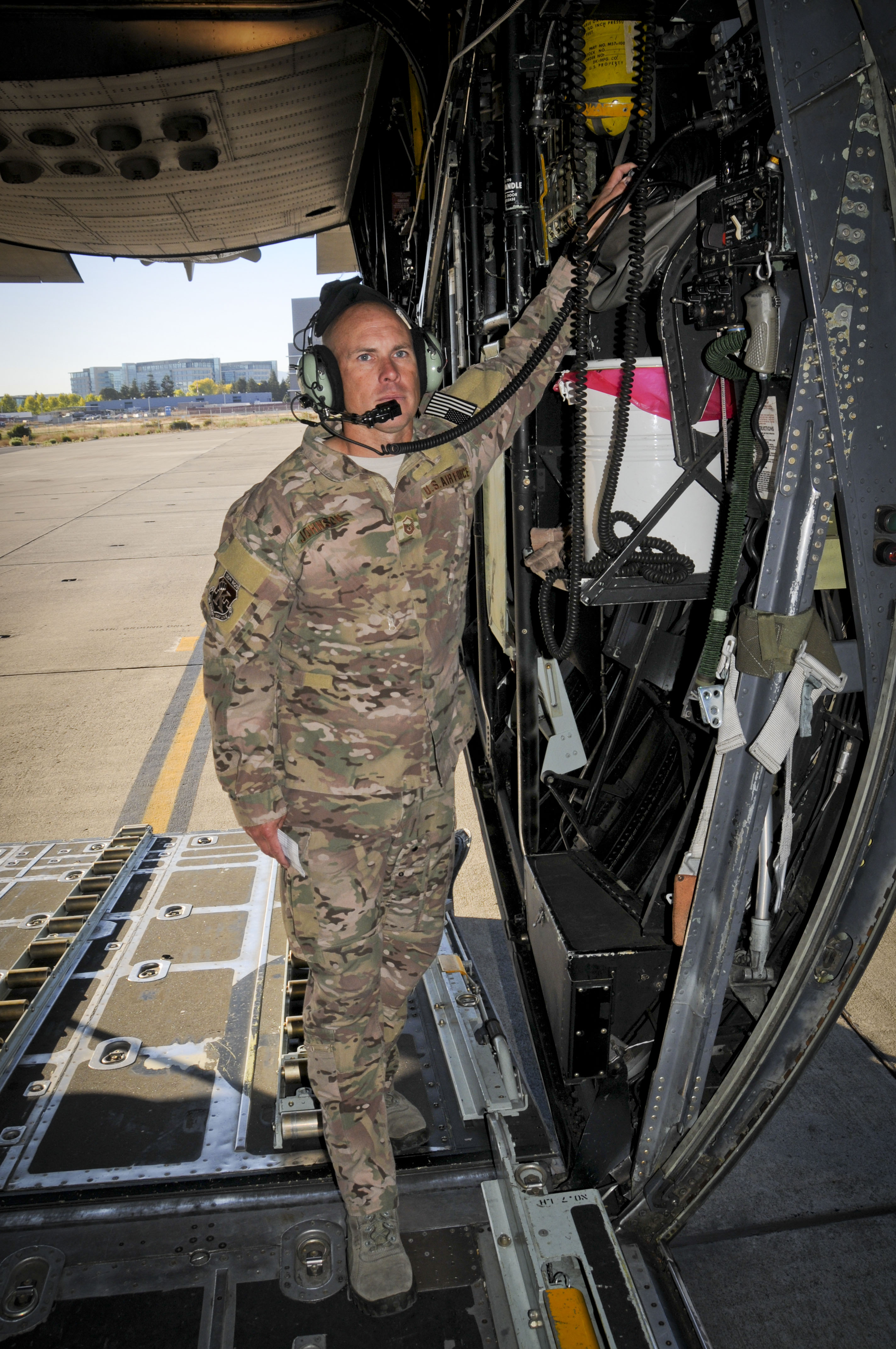 Trained and Stationed Locally to Serve Globally > Air National Guard ...