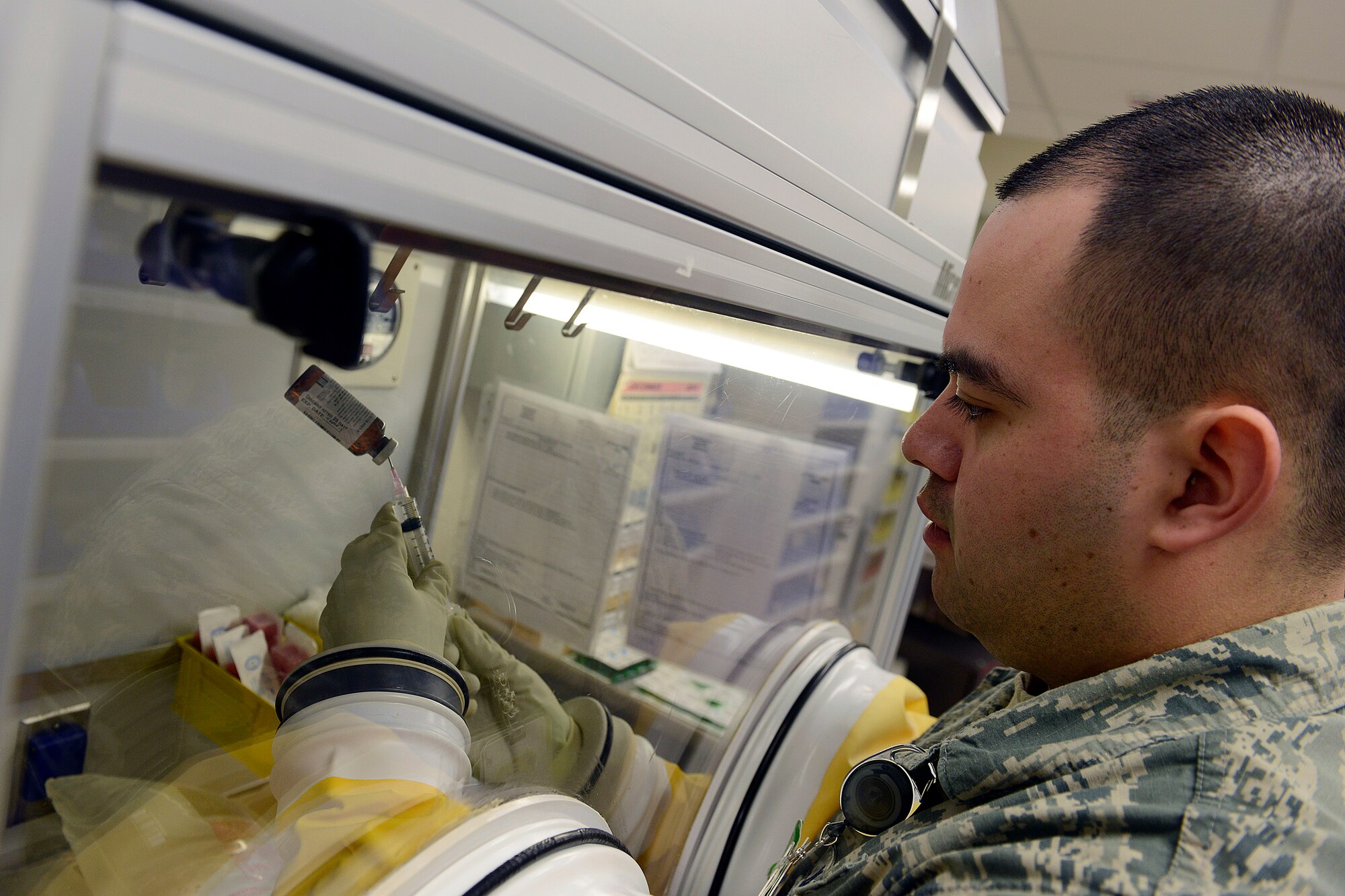 Under the hood > Aviano Air Base > Display