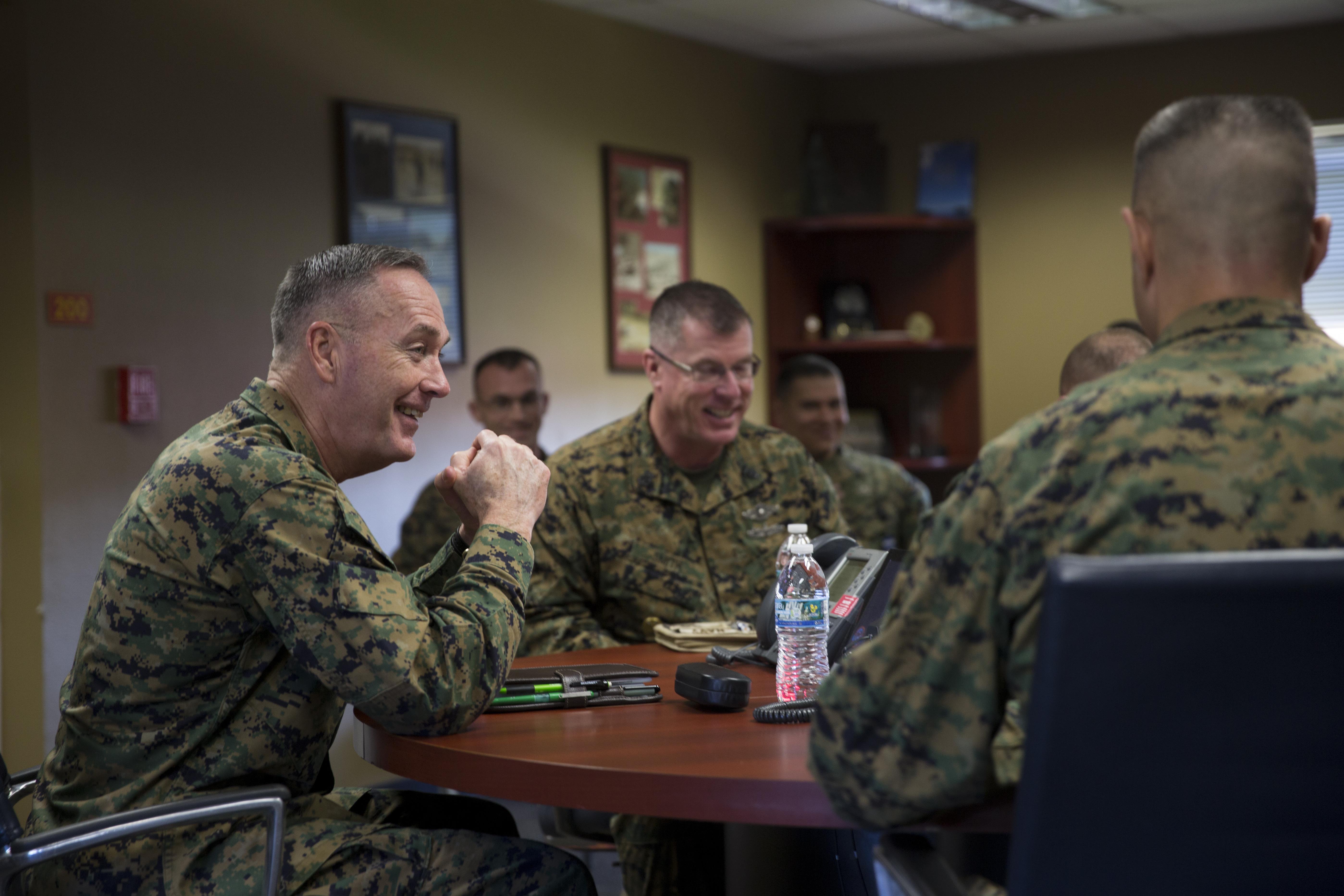 Commandant visits I MEF > I Marine Expeditionary Force > Article