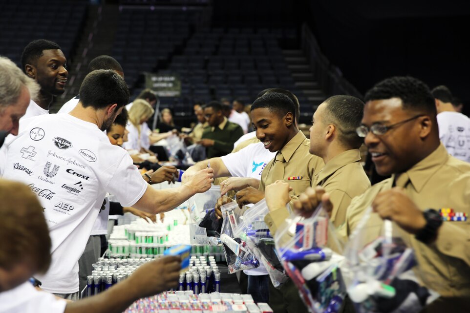 Marines, NBA team partner for Military Care Event > Marine Corps Air ...