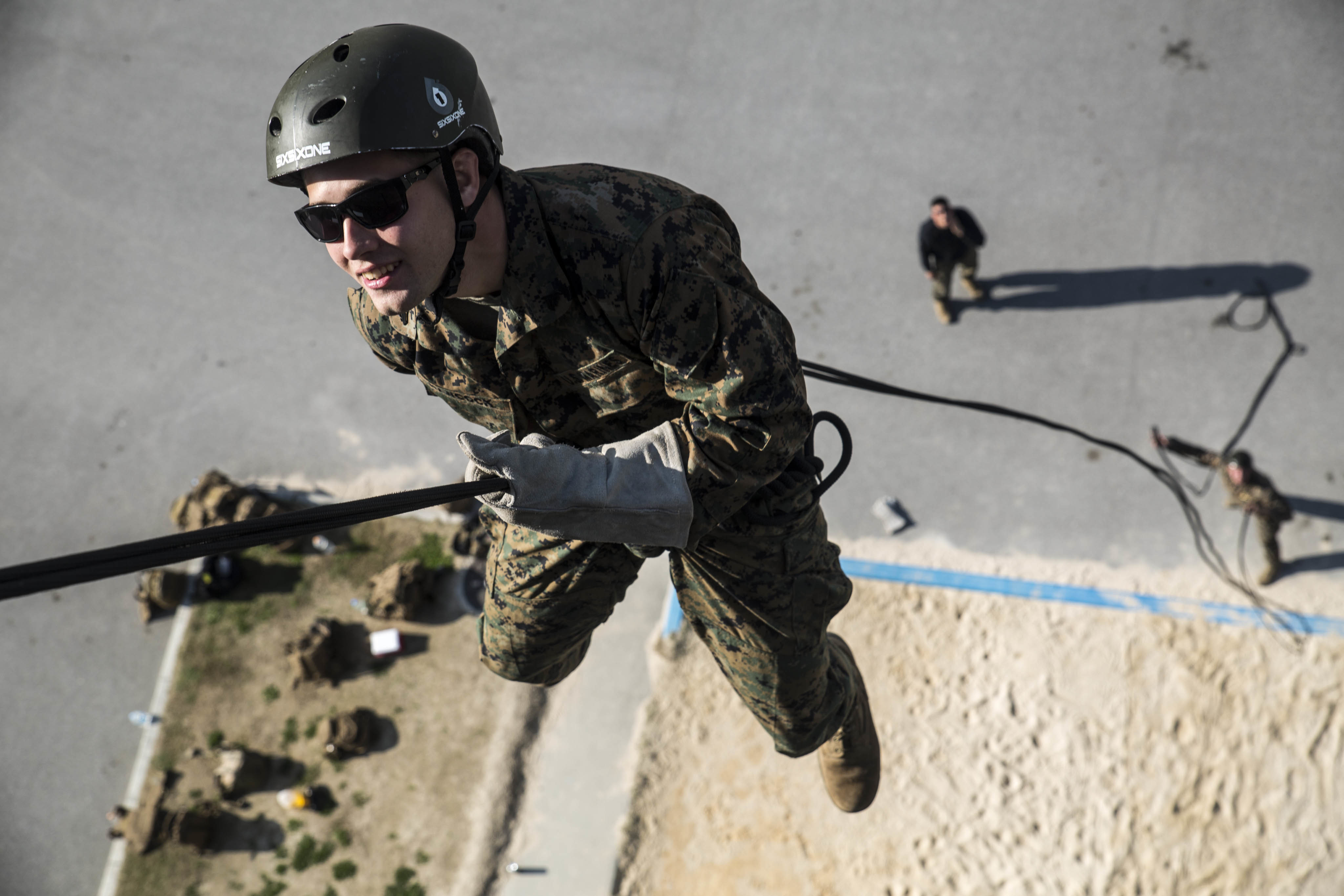 Marines rappel, prepare for combat operations