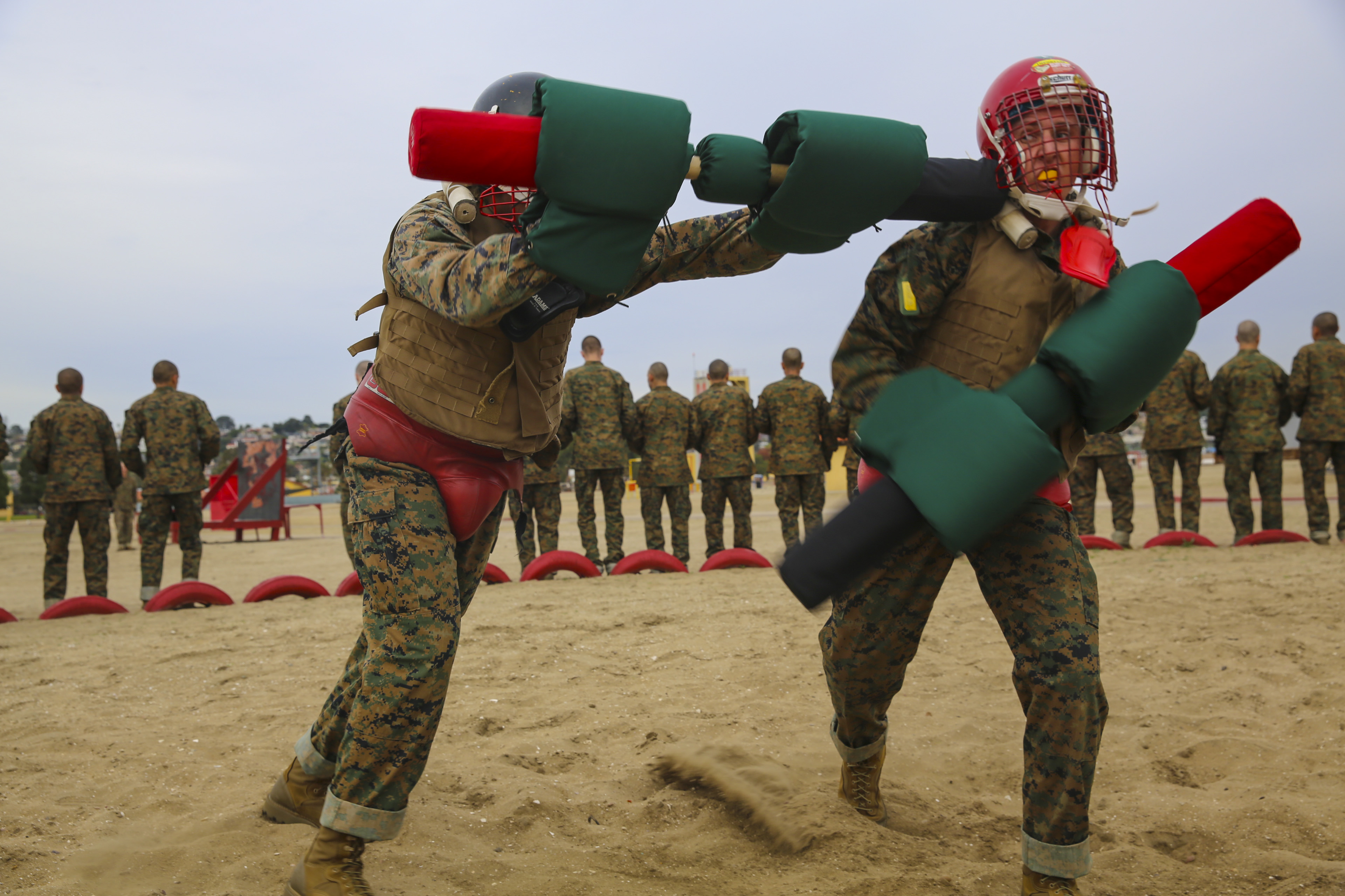 Co. H knocks out Pugil Sticks I > Marine Corps Recruit Depot, San Diego ...