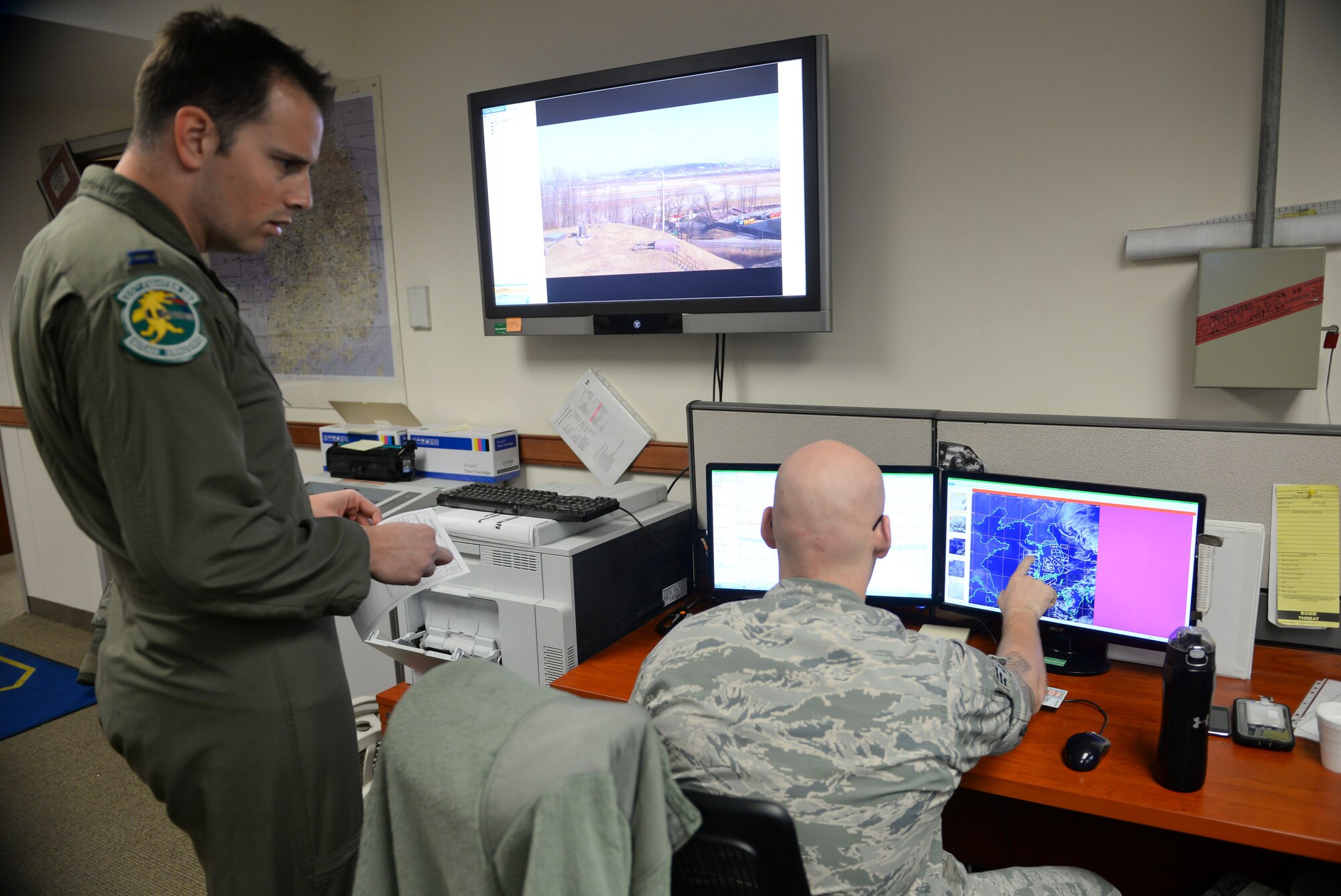 Build Fight Tonight Readiness: Weather flight helps gauge mission ...