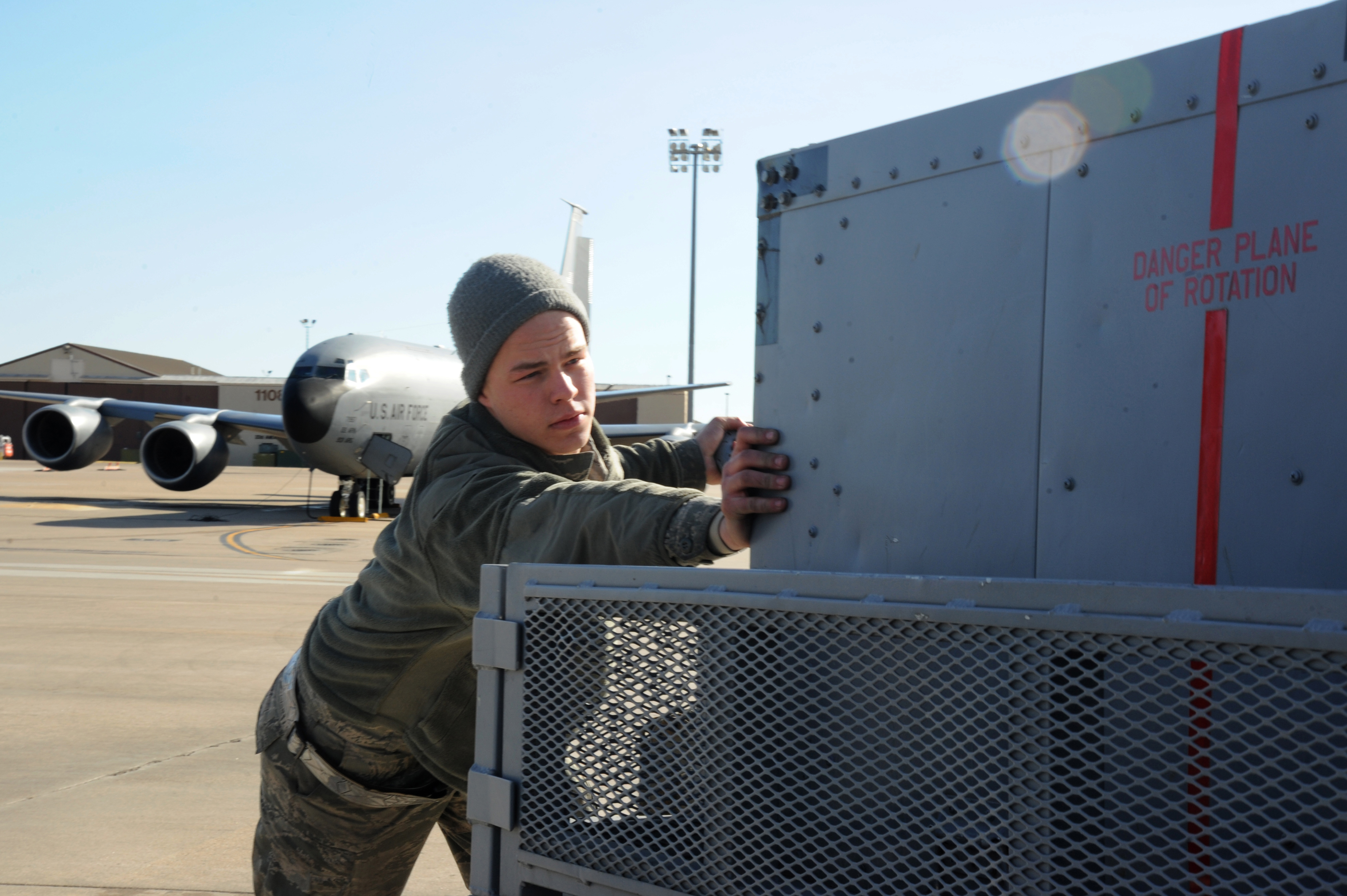 Winter on the flightline > McConnell Air Force Base > News