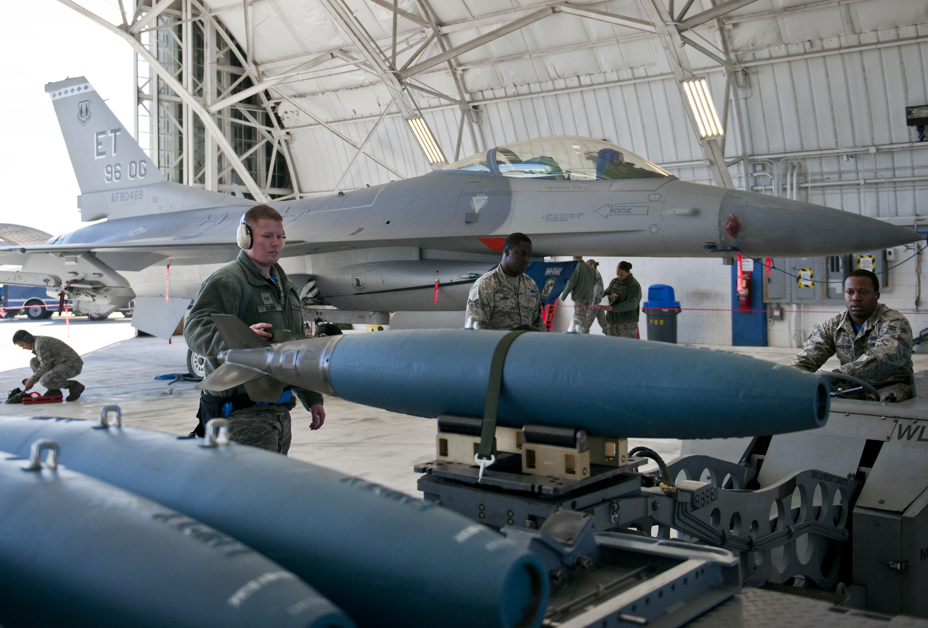 Blue crews besiege the ‘best of year’ competition