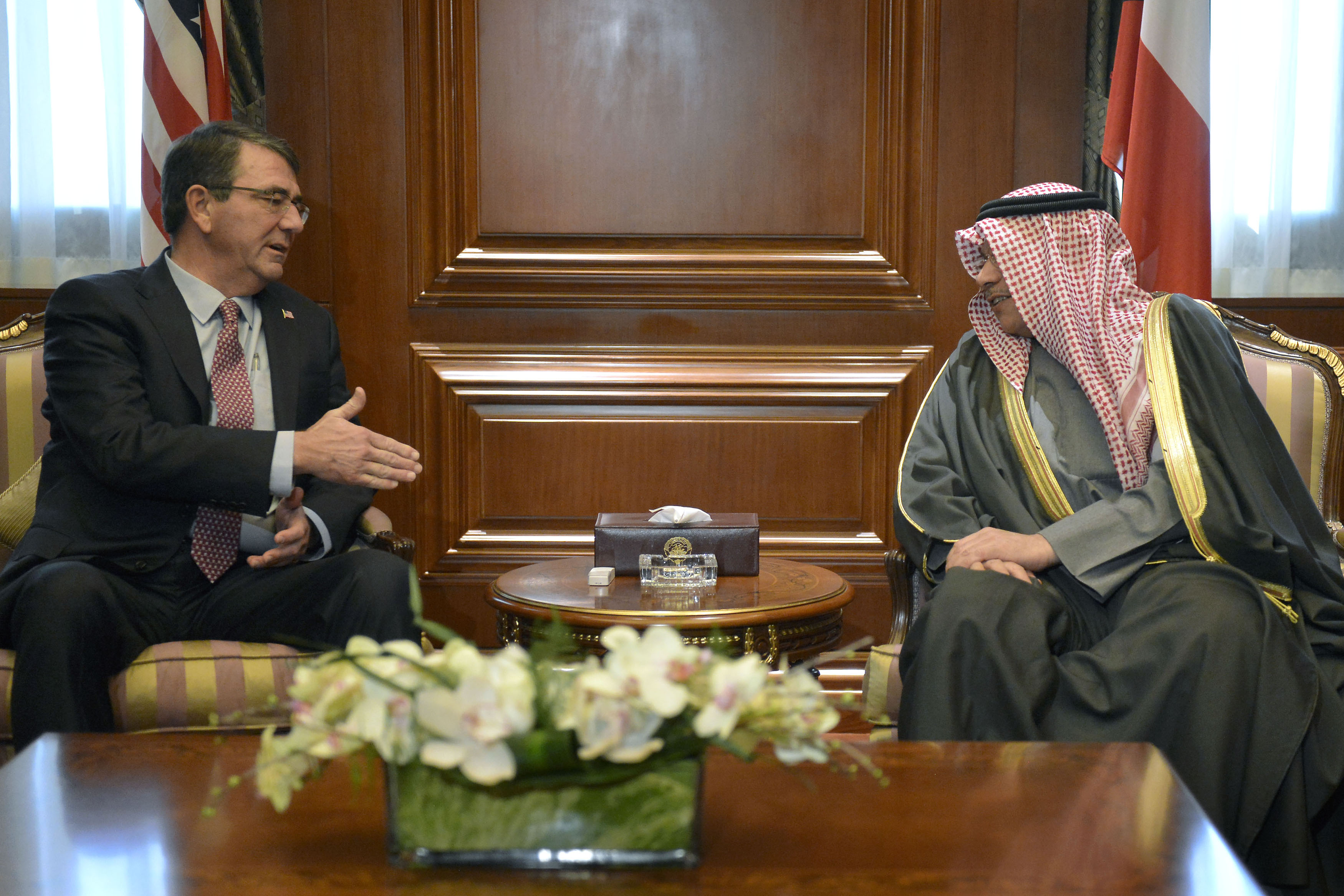 U.S. Defense Secretary Ash Carter meets with Kuwait's Deputy Prime ...