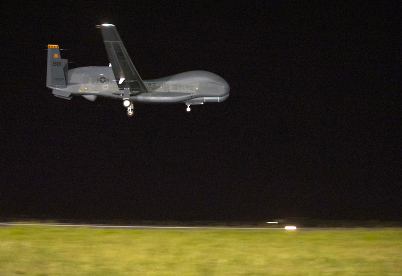 U.S. Air Force Marks First RQ-4 Global Hawk non-military Base Landing ...