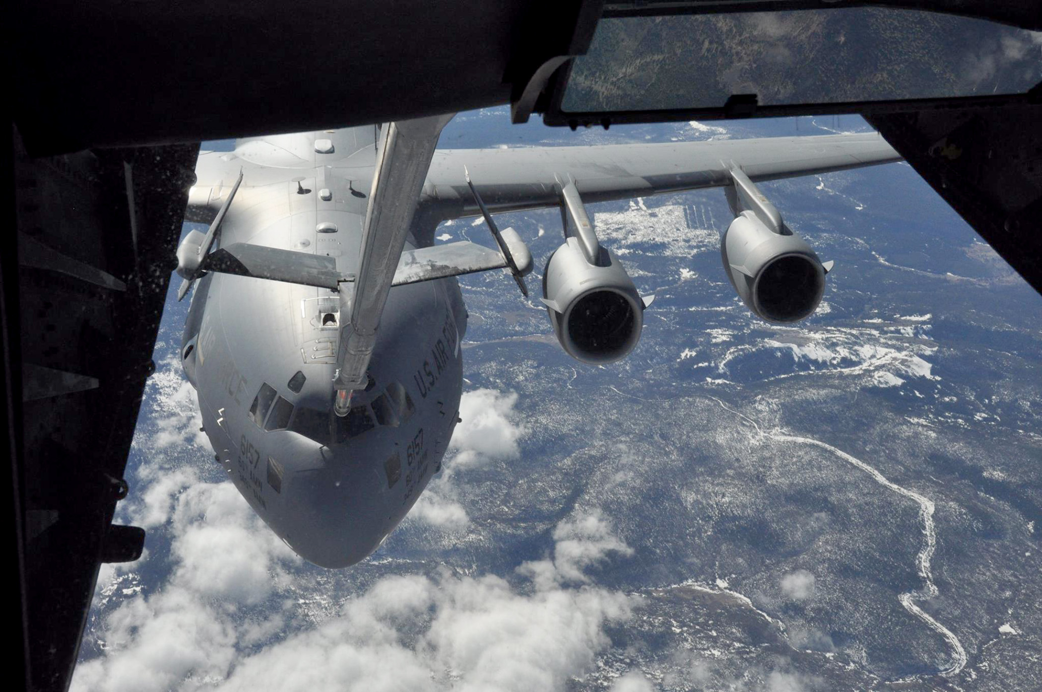 70th Air Refueling Squadron trains on mid-air refueling during AFSC UTA ...