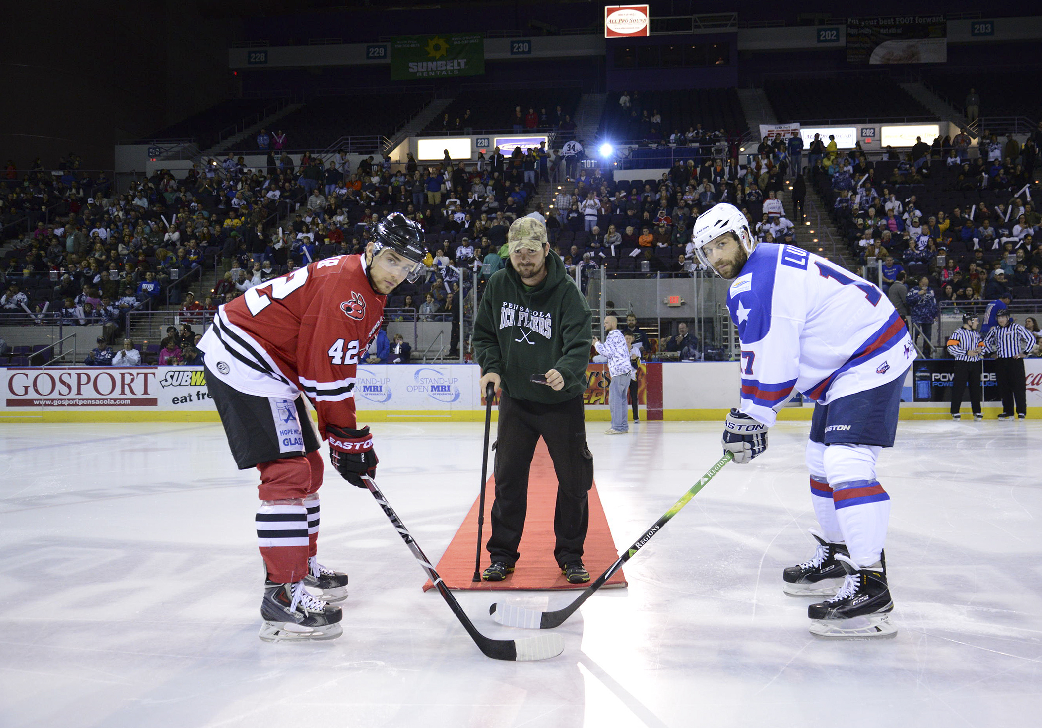 Ice Flyers honor EOD Airman > Eglin Air Force Base > Article Display