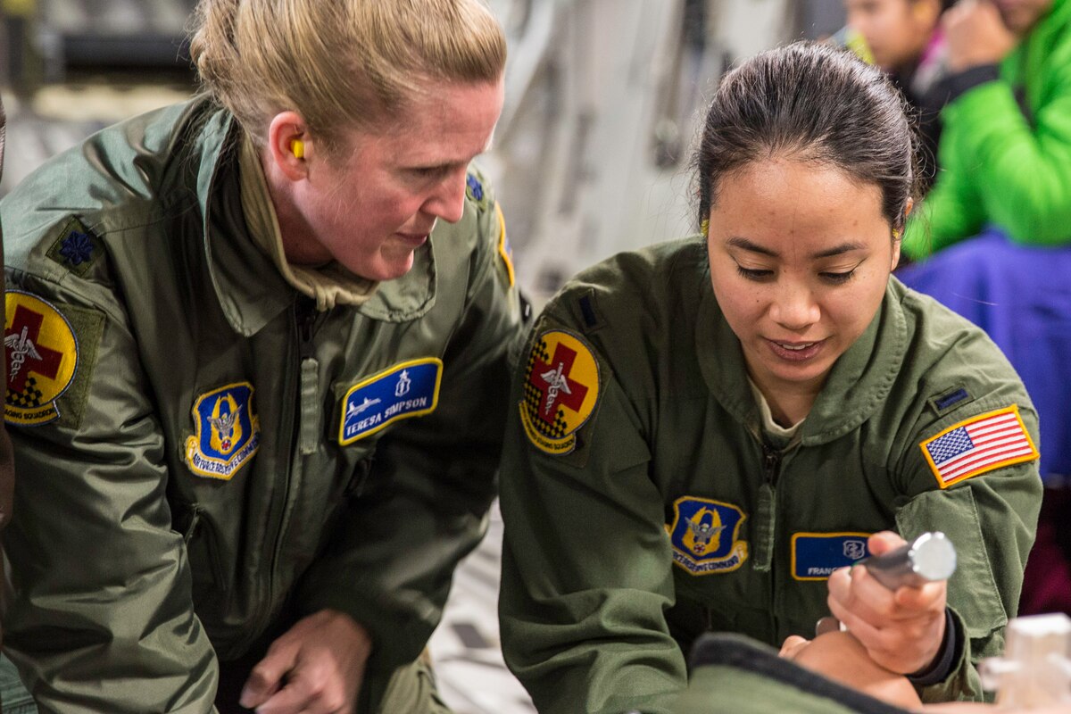 459 AES and ASTS, 315 AW team up for C-17 readiness, aerovac training ...