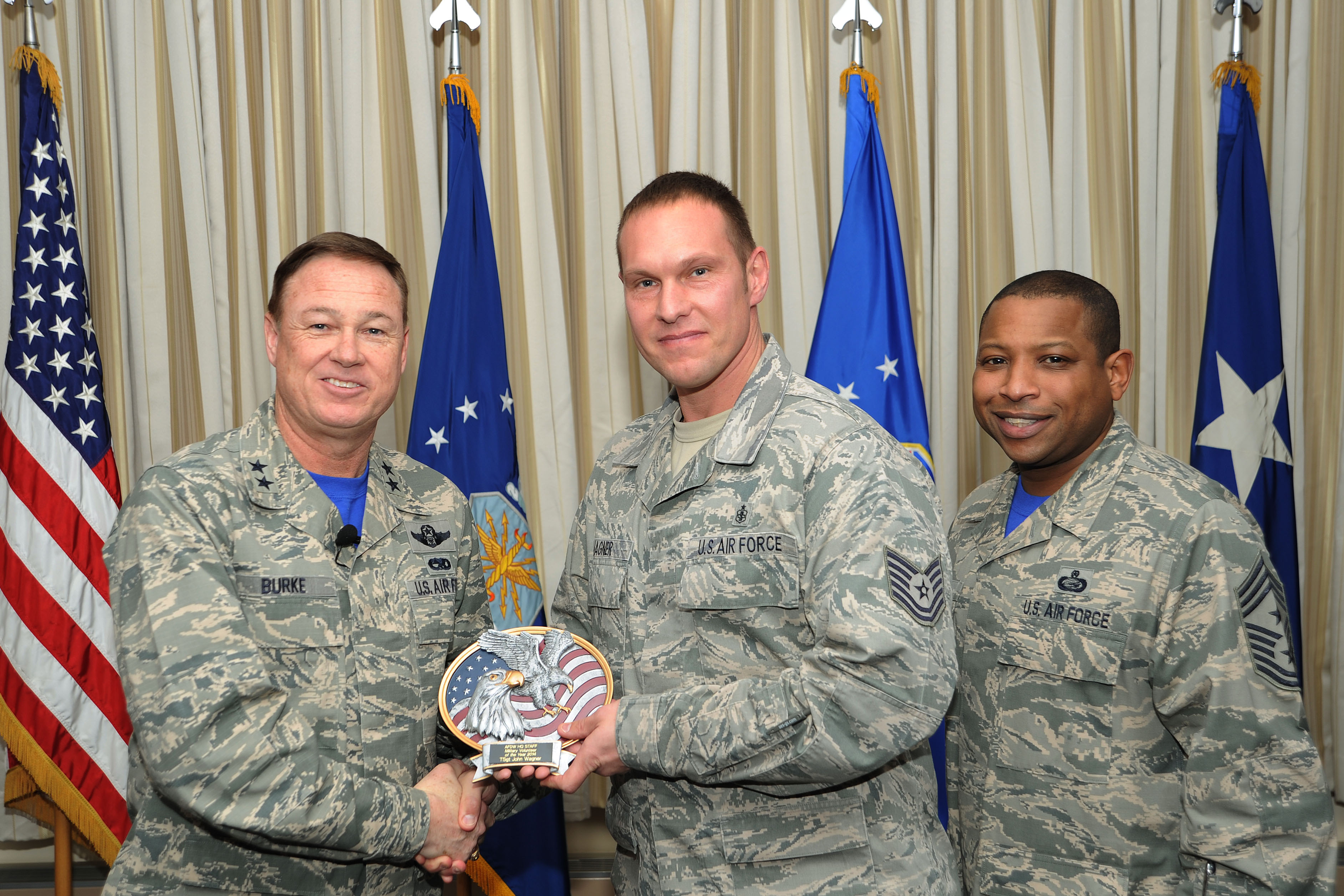 AFDW Airmen win HQ-level annual awards > Air Force District of ...